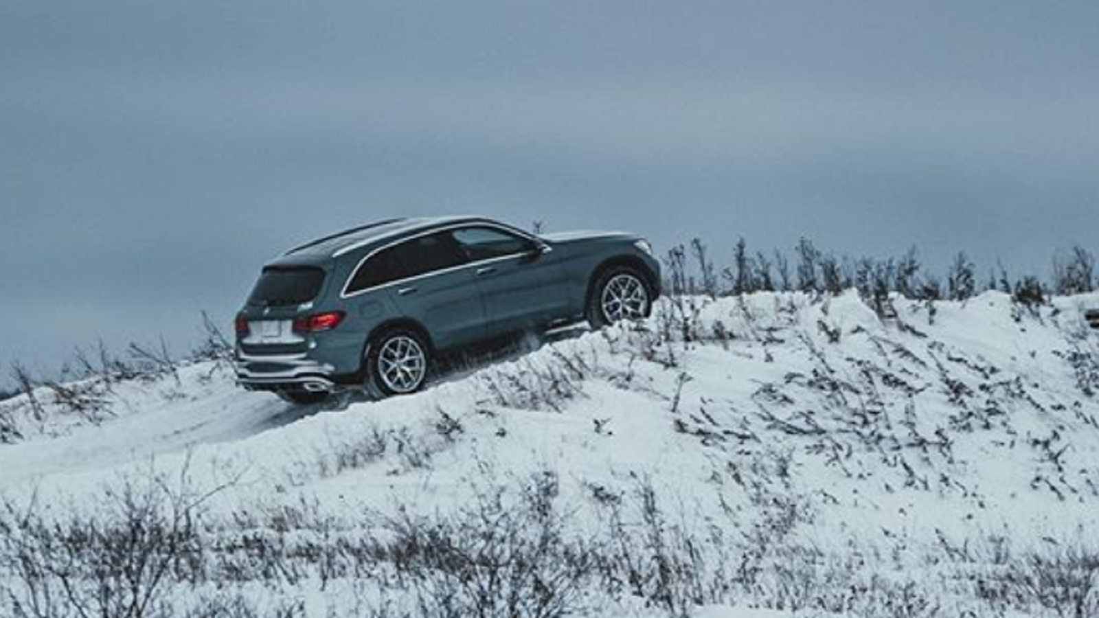 Mercedes-Benz is Building a Garage Made of Ice | Mbworld