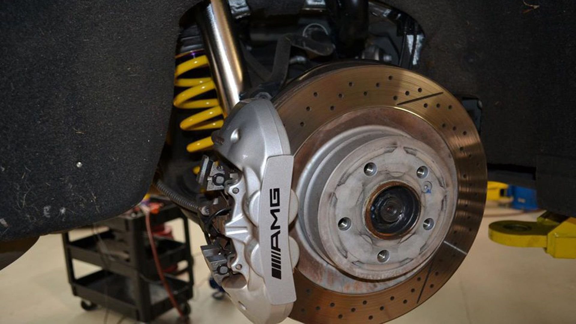 Mercedes-Benz E-Class and E-Class AMG: Brake Modifications | Mbworld