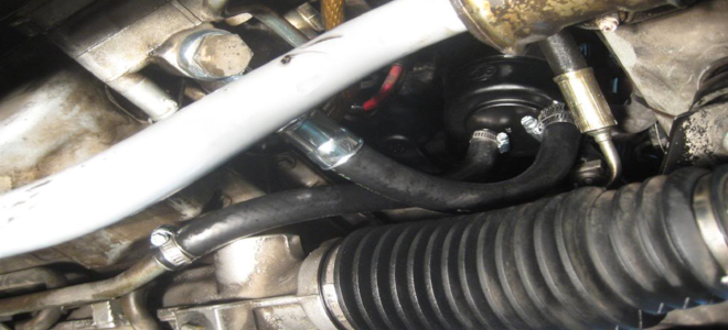 How to Install a New Power Steering Hose | DoItYourself.com