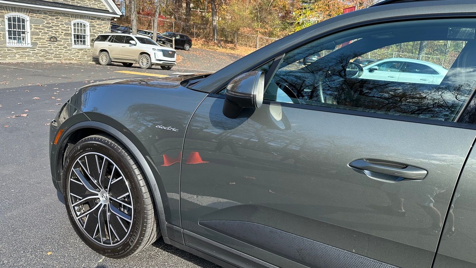 2025 Macan EV First Drive: 5 Things We Like and 5 Things We Dislike ...