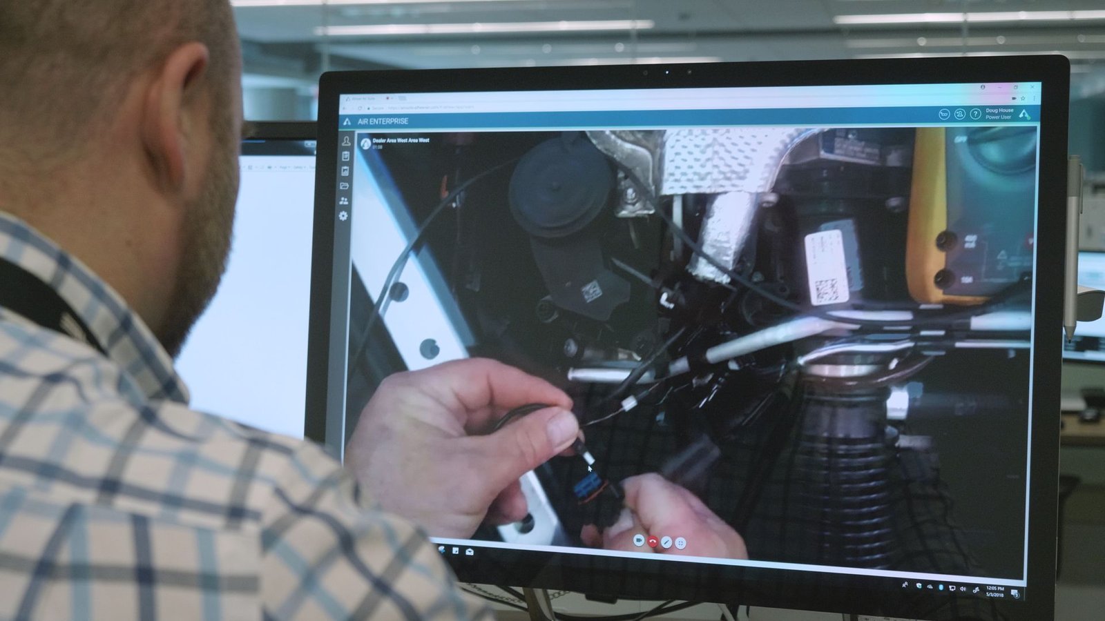 Porsche Technicians Using Augmented Reality For Repairs | Rennlist