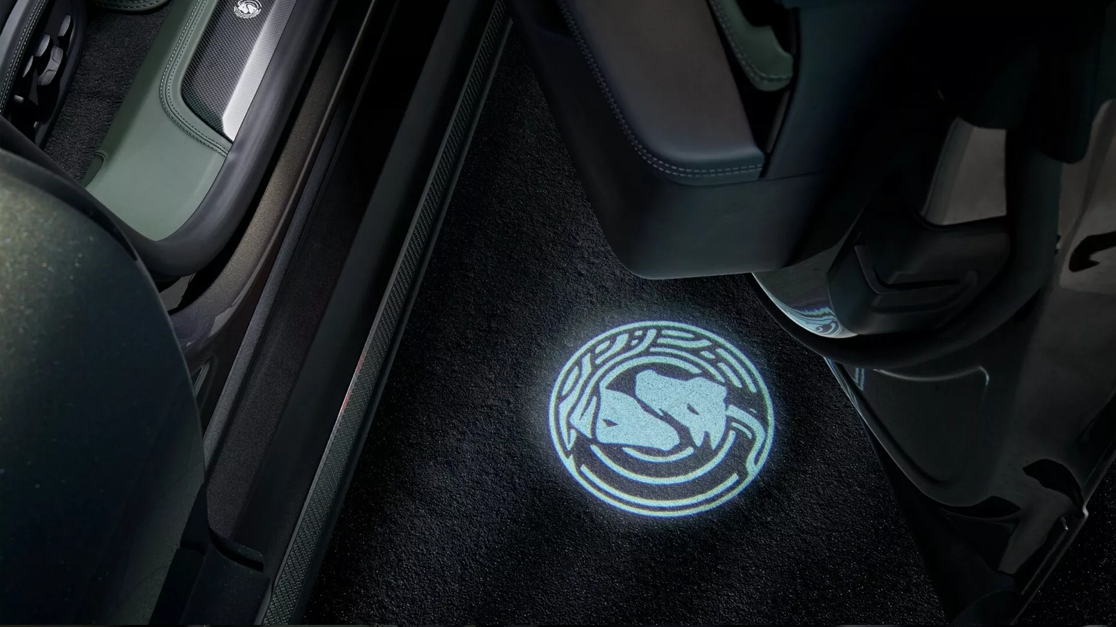 Sonderwunsch Porsche Taycan Gets Stunning Two Tone Paint Color | Rennlist