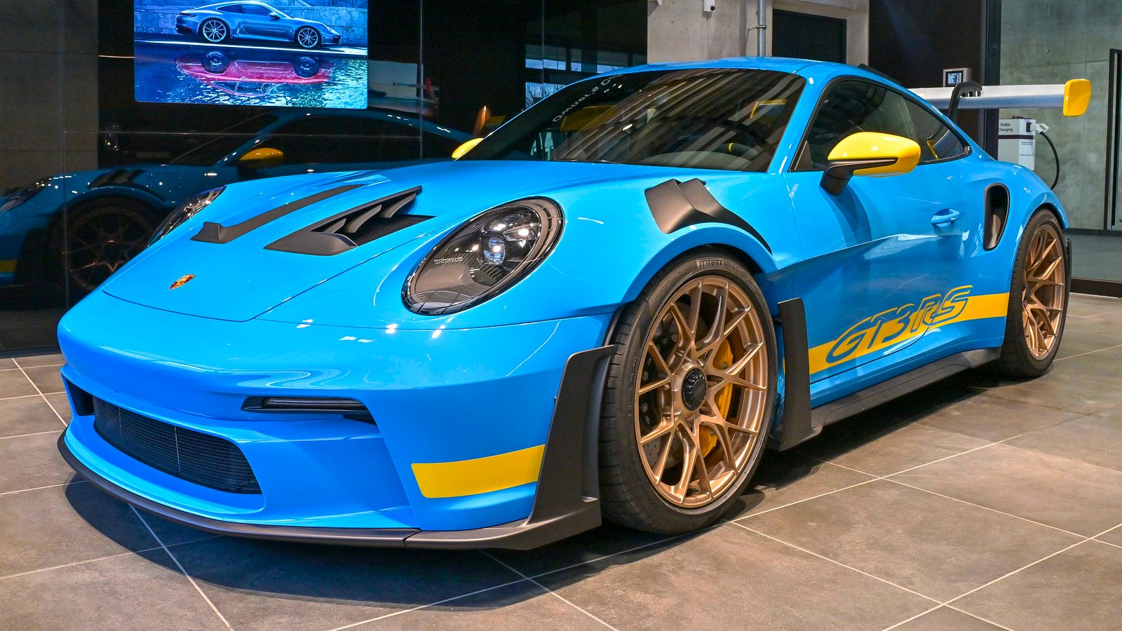 Jörg Bergmeister's Custom 911 GT3 RS is an Ode to Daytona Winning 996 ...