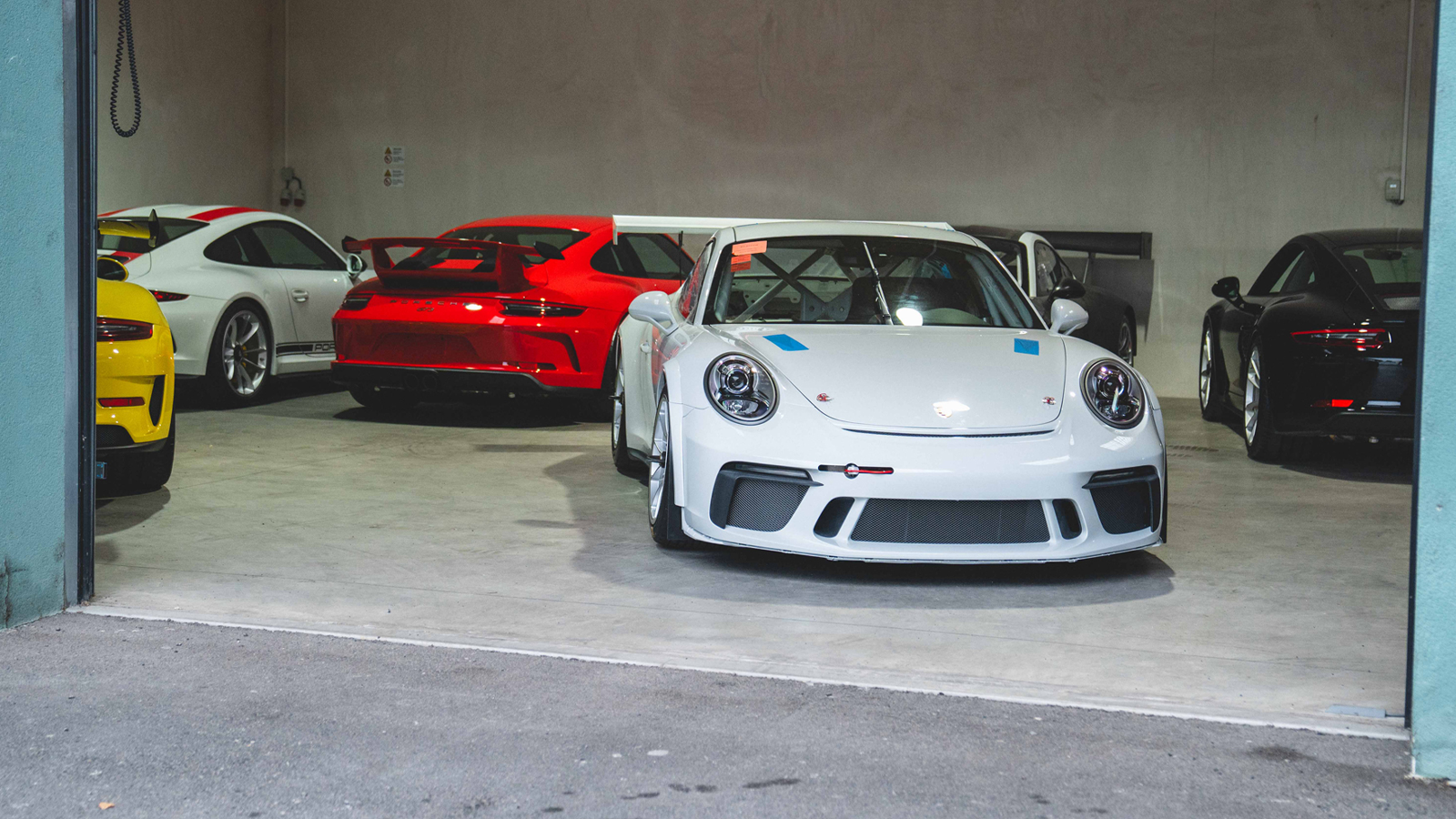 Porsche 911 Collection Being Sold With Trailer Hasn't Found a Buyer Yet ...