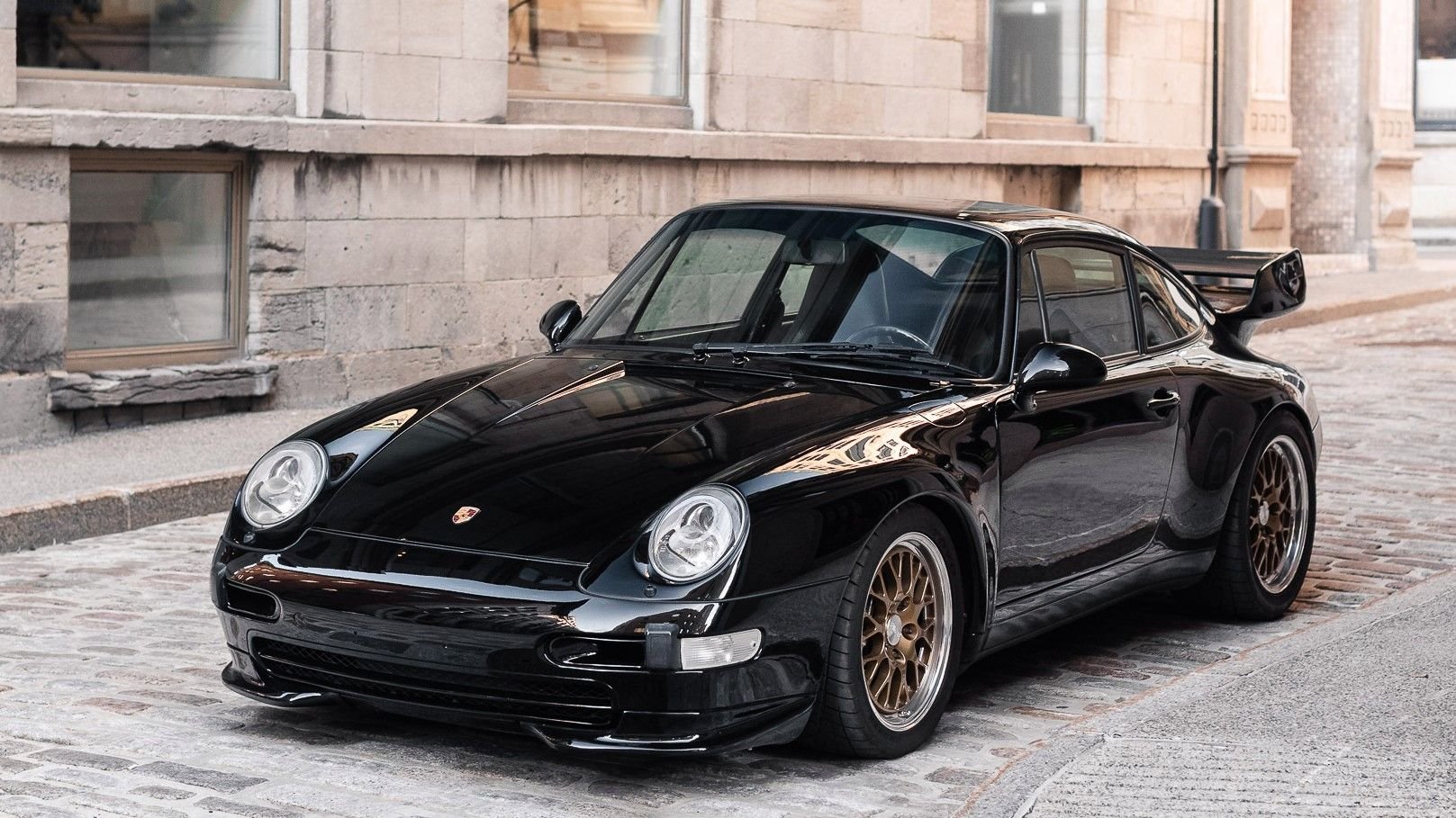 Modded 1995 911 Carrera Successfully Mimics RS Style | Rennlist