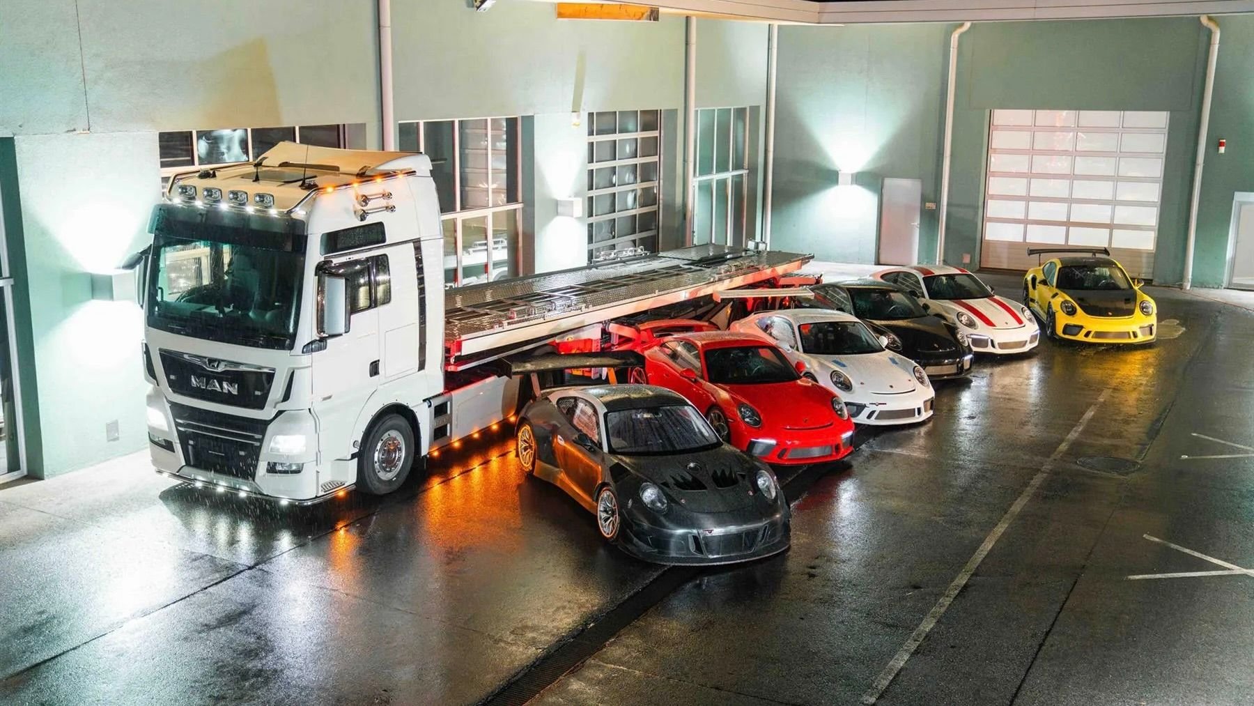 You Can Buy This Entire Trailer Full of Porsche 911 GT3 Models | Rennlist