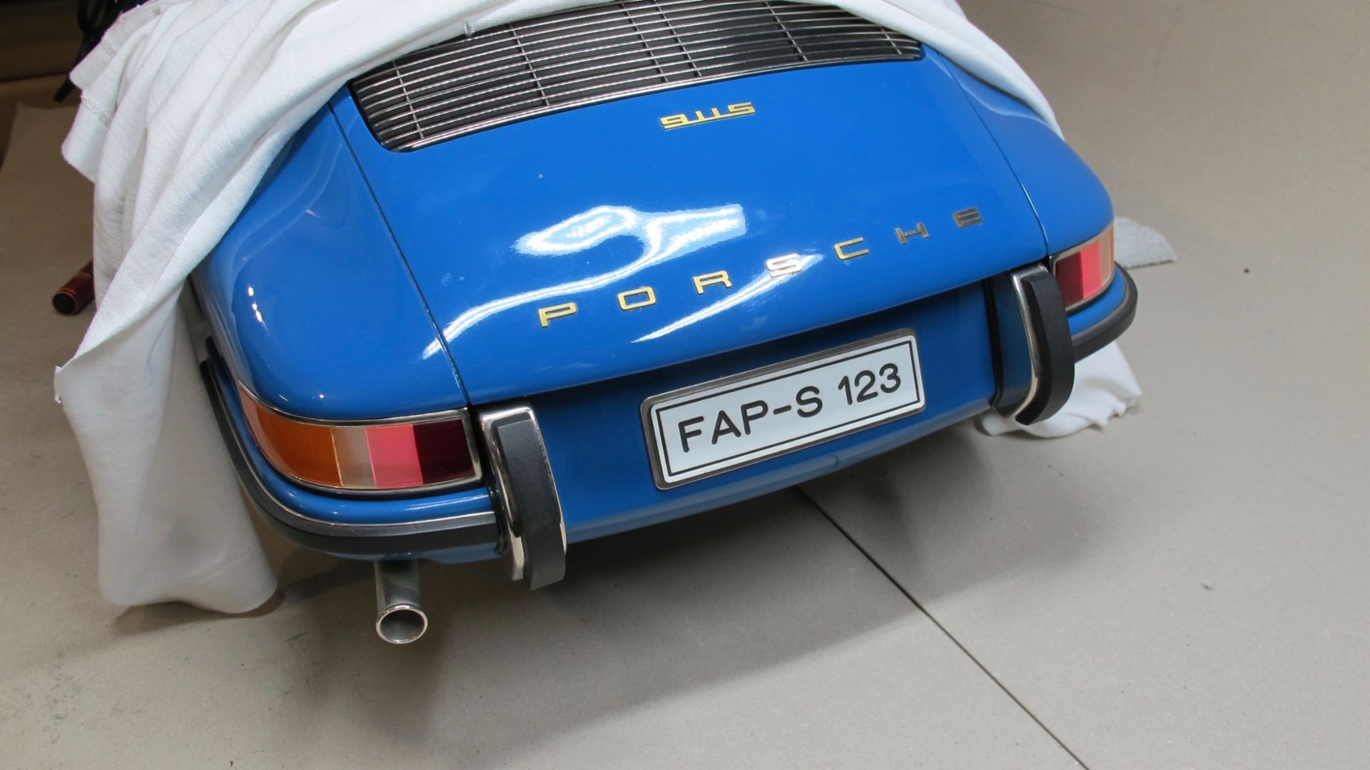 This Amazing Porsche 911 1:5 Scale Model Looks Real | Rennlist