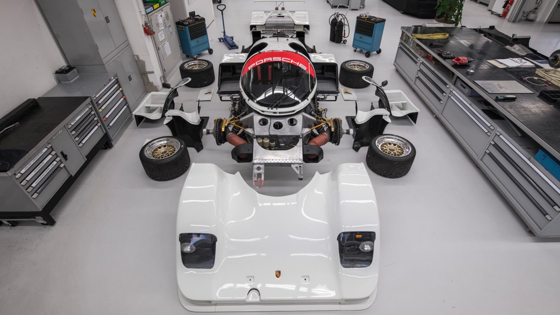 Restored Porsche 962C Racer Is Pure Perfection | Rennlist