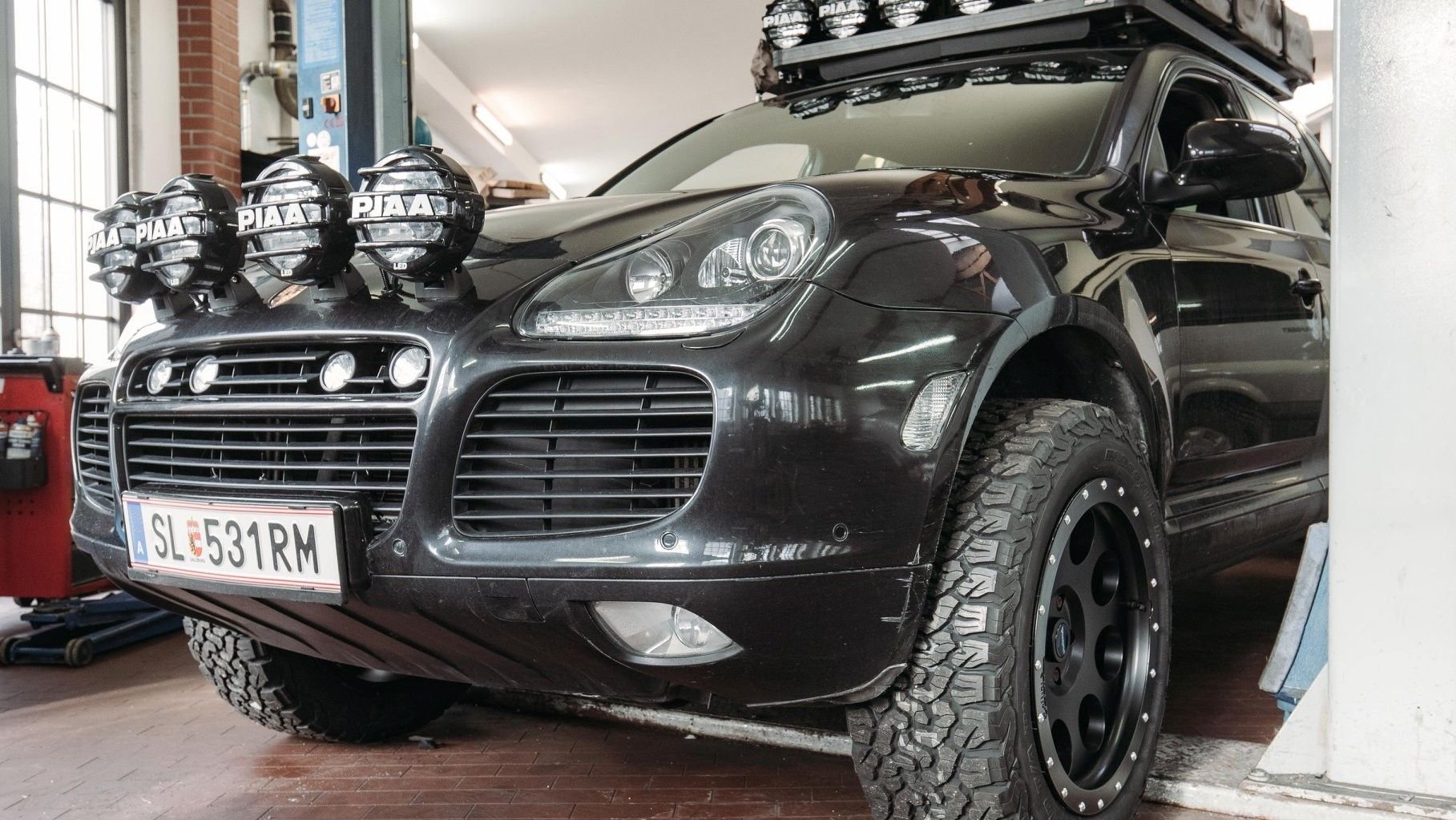 Delta4x4 Transforms Older Cayenne Into Off-Road Menace | Rennlist
