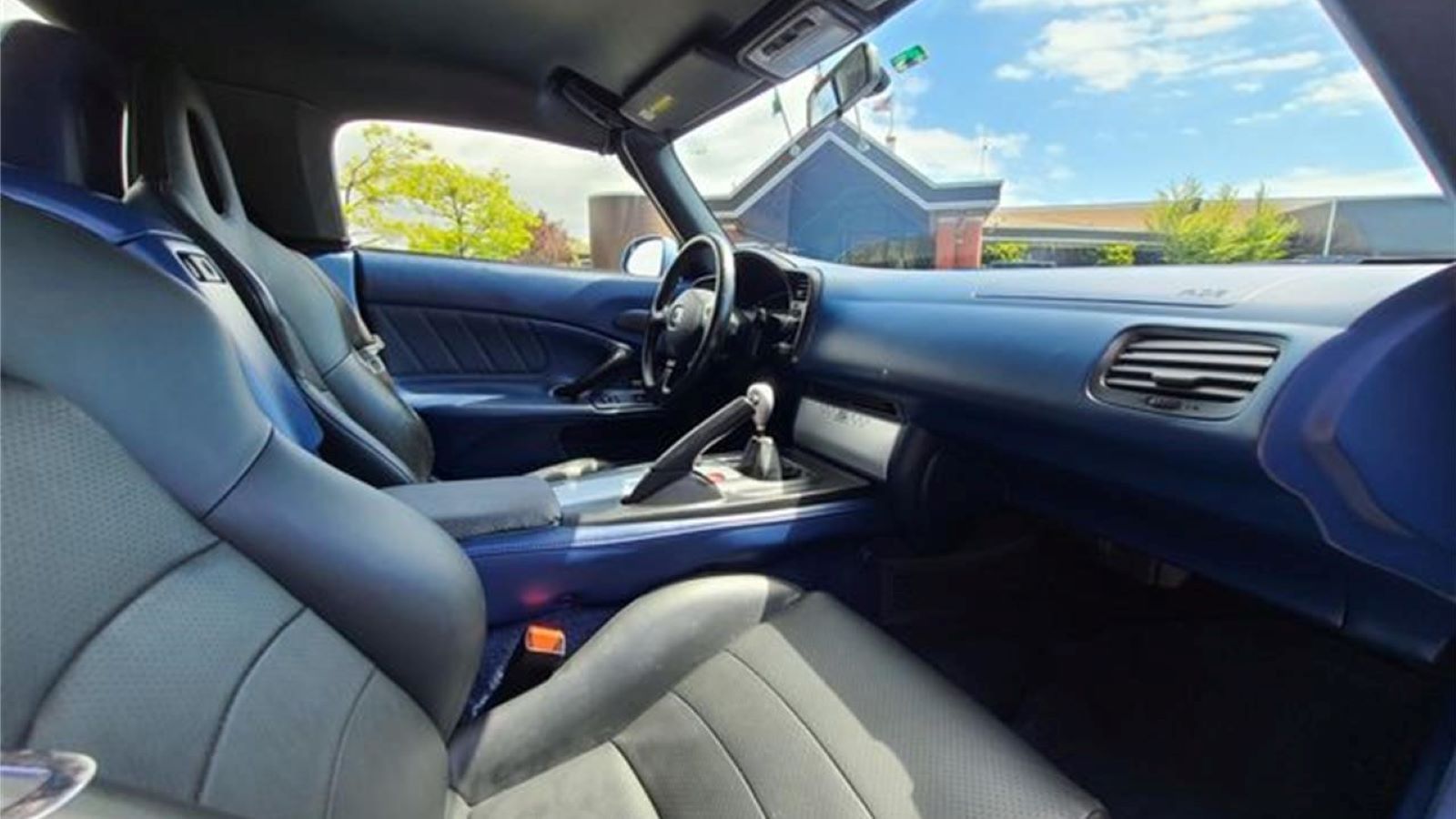 Clean Suzuka Blue '05 Has an Impressive Pedigree | S2ki