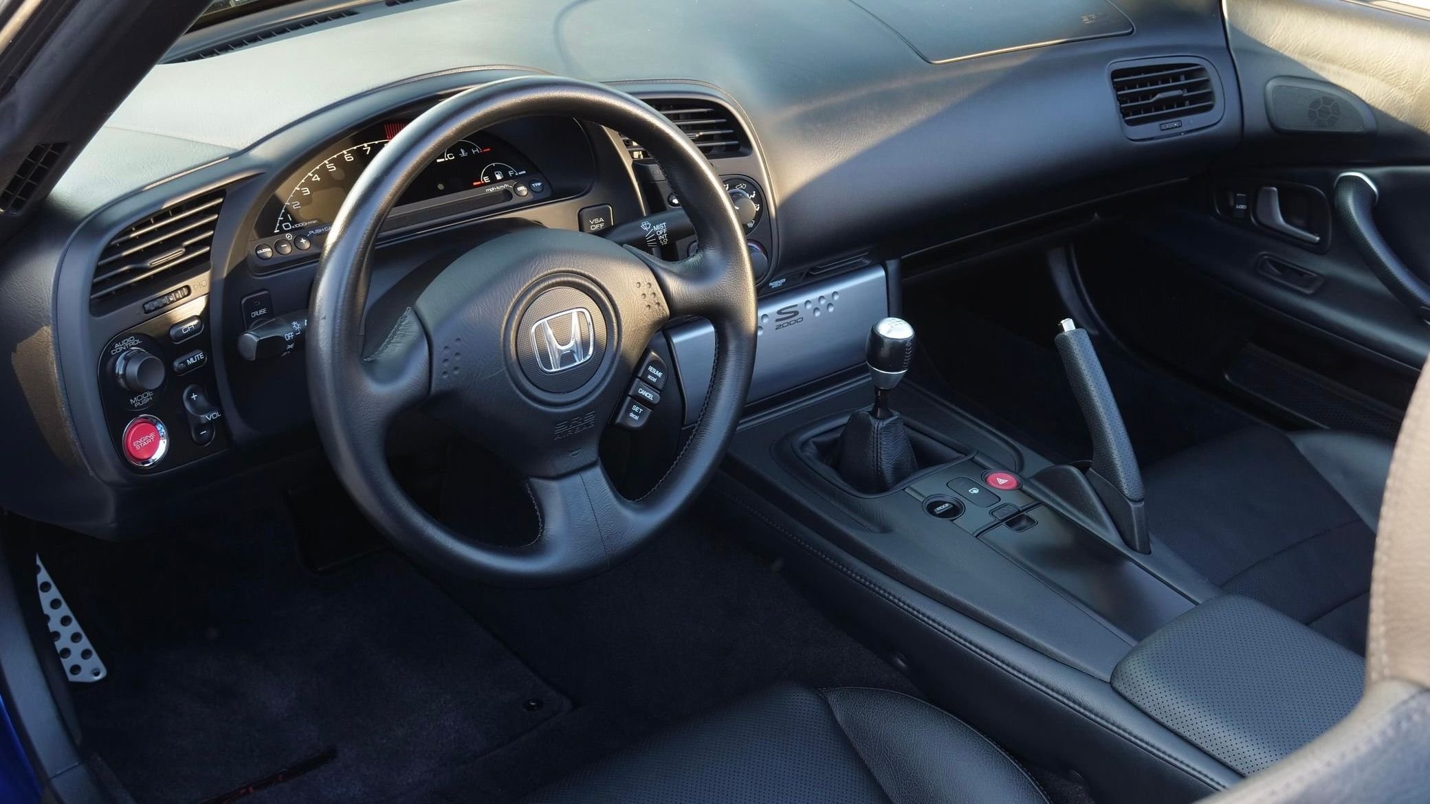 Ultra-Clean Laguna Blue S2000 Attracts Plenty of Attention | S2ki