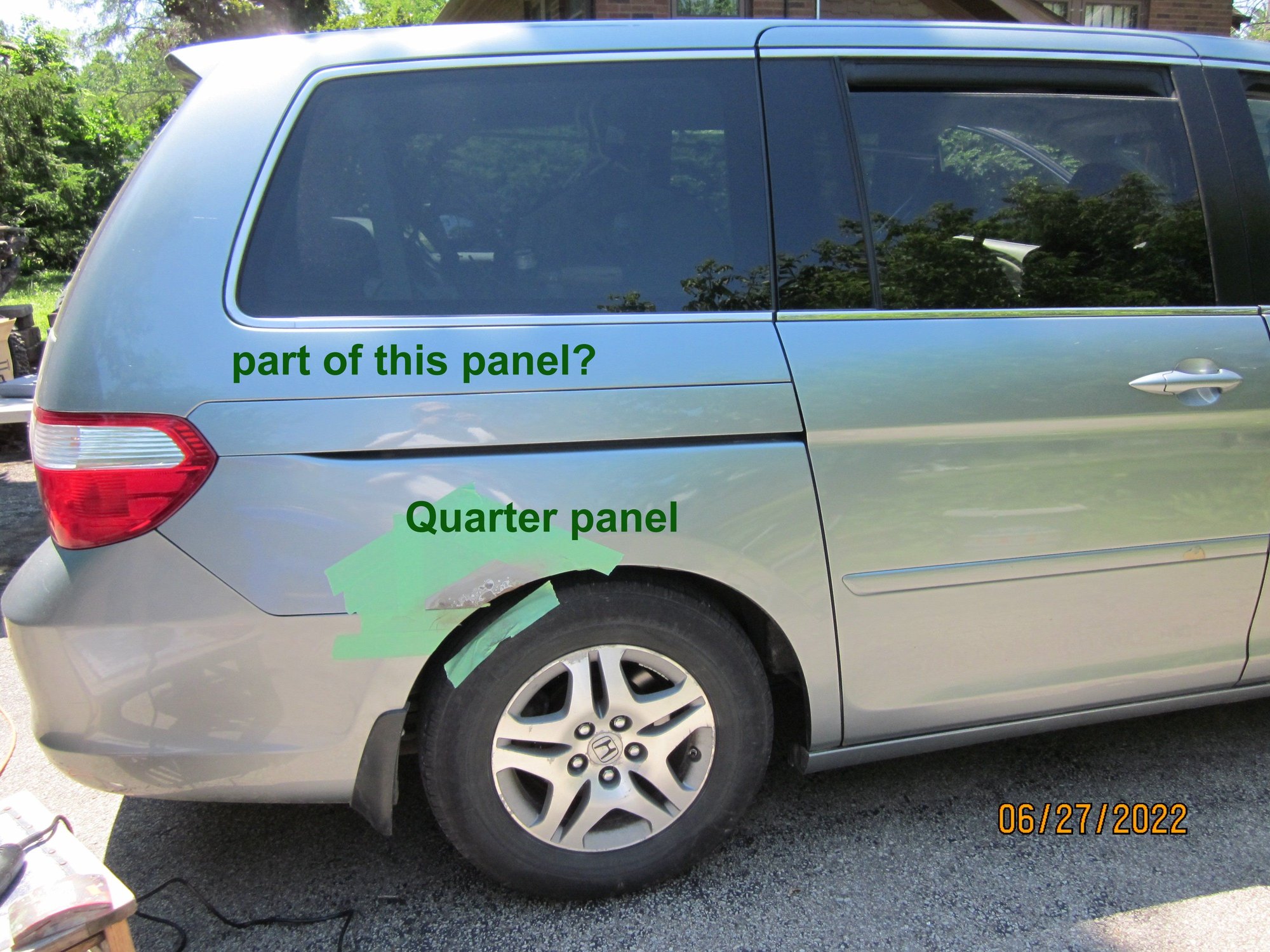 Cut out on rear quarter panel? What is it? | Honda Odyssey Forum