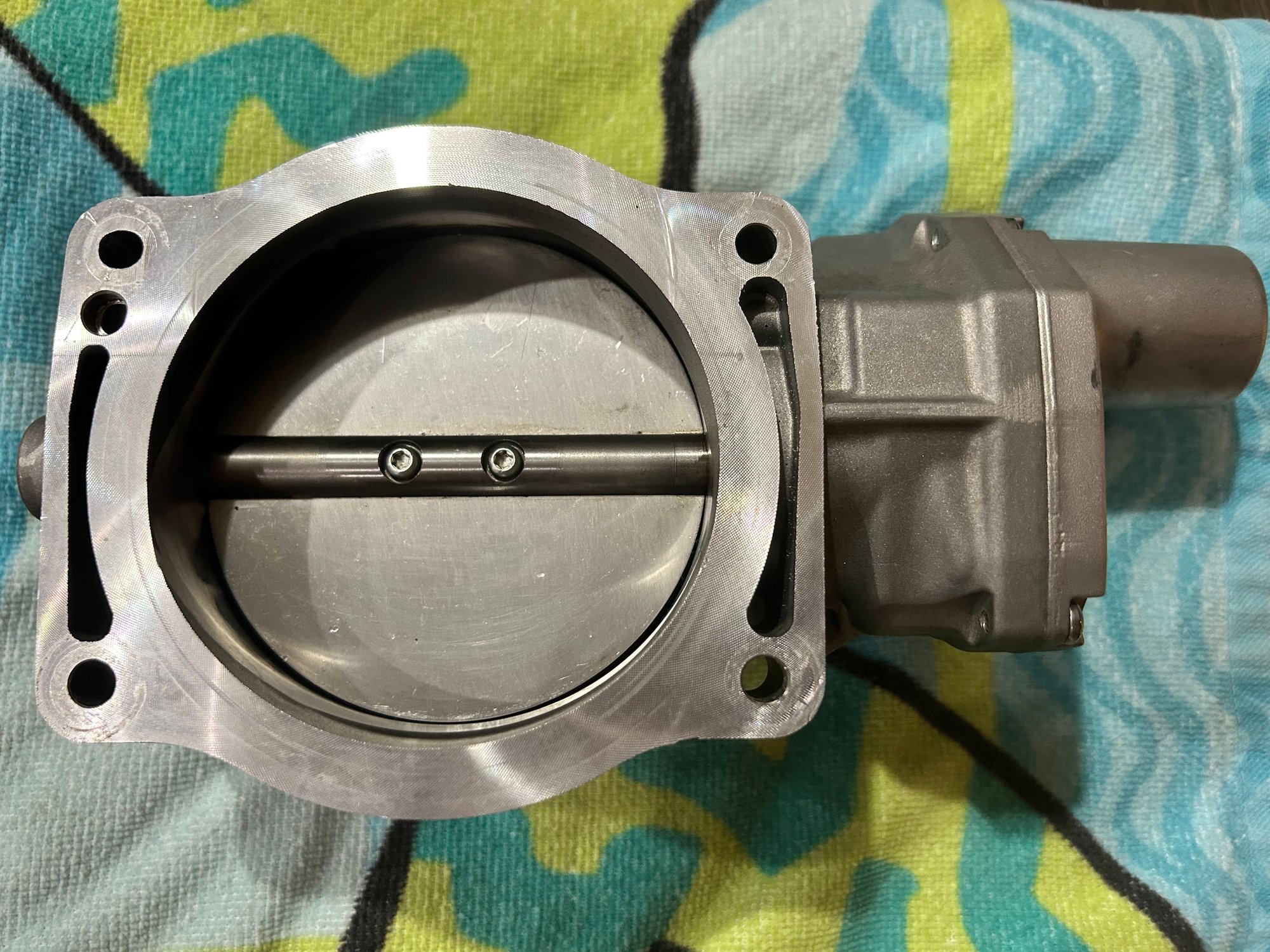 OEM LS7 Throttle Body (Silver Blade) - LS1TECH - Camaro and Firebird ...