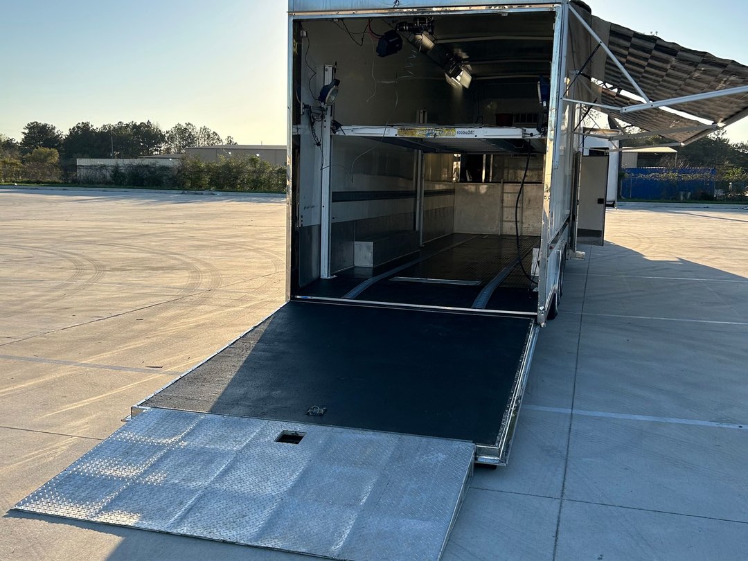 Haulmark Pro-line Stacker/ Sport Deck Toter for Sale in porter, TX ...