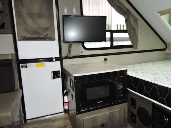 2019 Forest River Flagstaff Hard Side Pop-Up Campers T12BH for Sale in ...