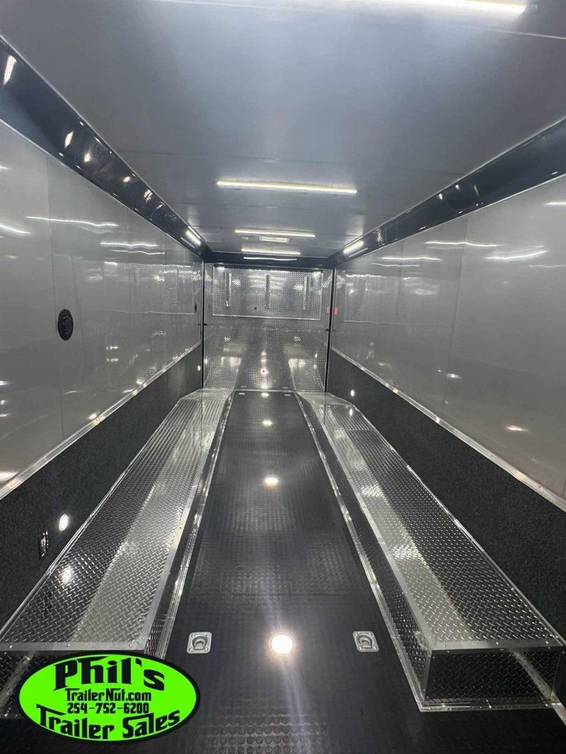 32' LATE MODEL RACE TRAILER TRAILER WITH RAMP OVERS EXTRA HT for Sale ...