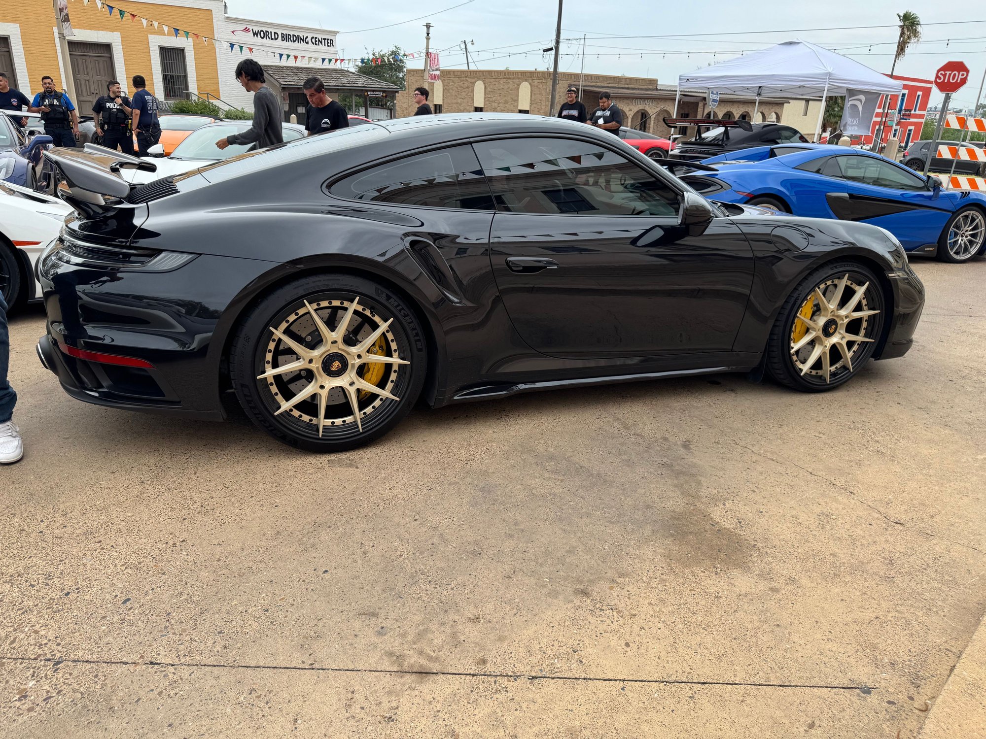 Does anyone every run non-staggered 21" wheels all around? - Rennlist ...