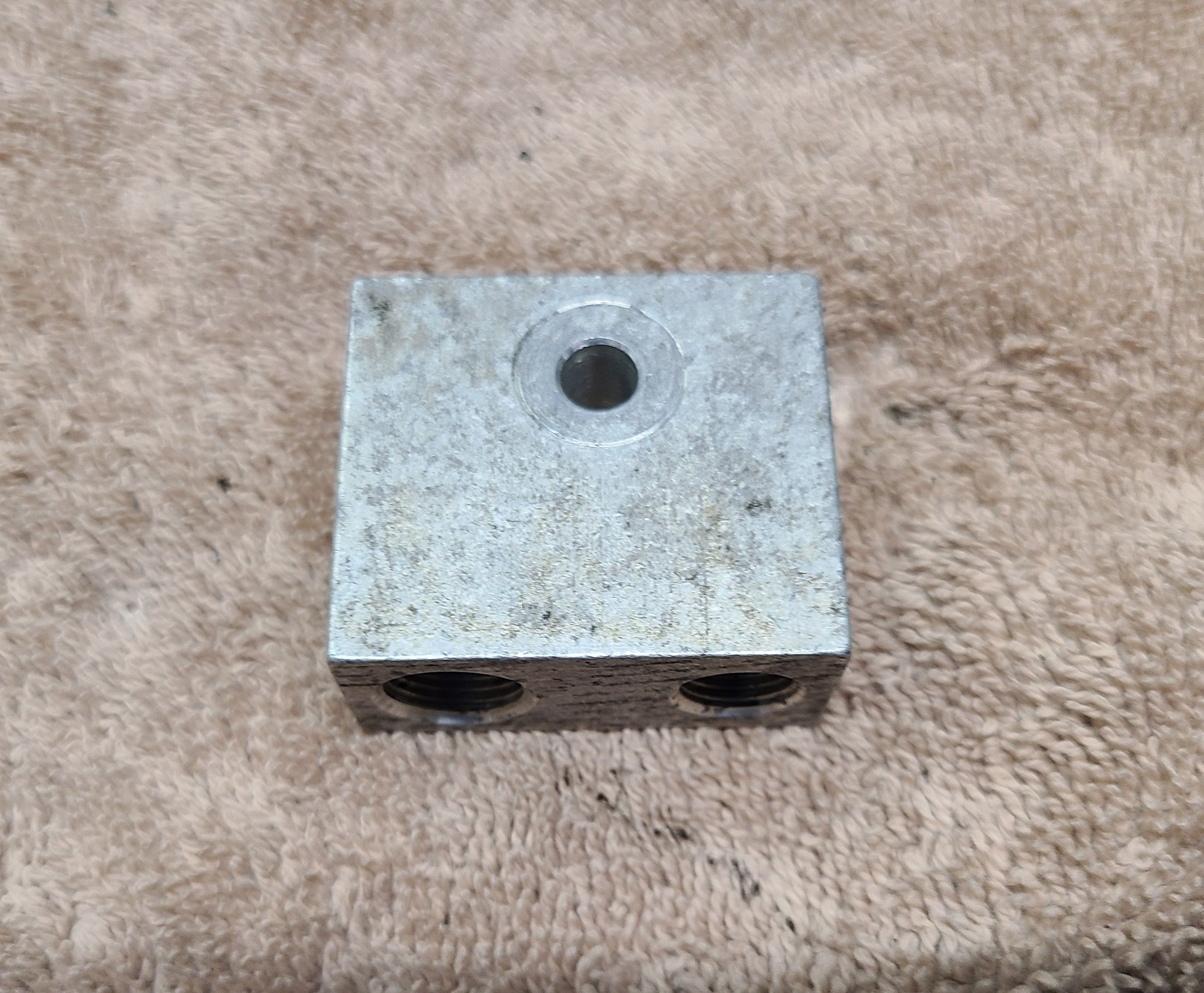 Rear Brake Block "Connecting Piece" - Anyone have a spare? - Rennlist ...