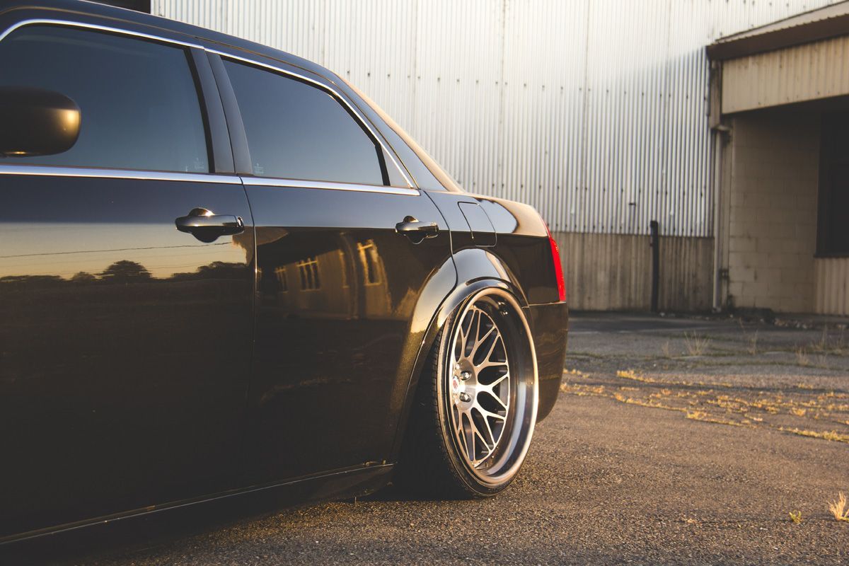 An Accuair/HRE Production: Chrysler 300C | Luxury4Play.com