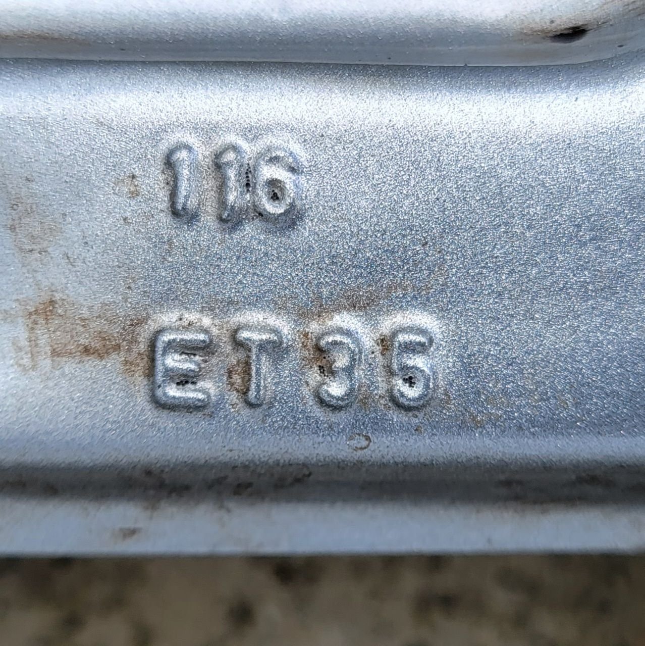 Vintage Momo Arrow wheels - AudiWorld Forums