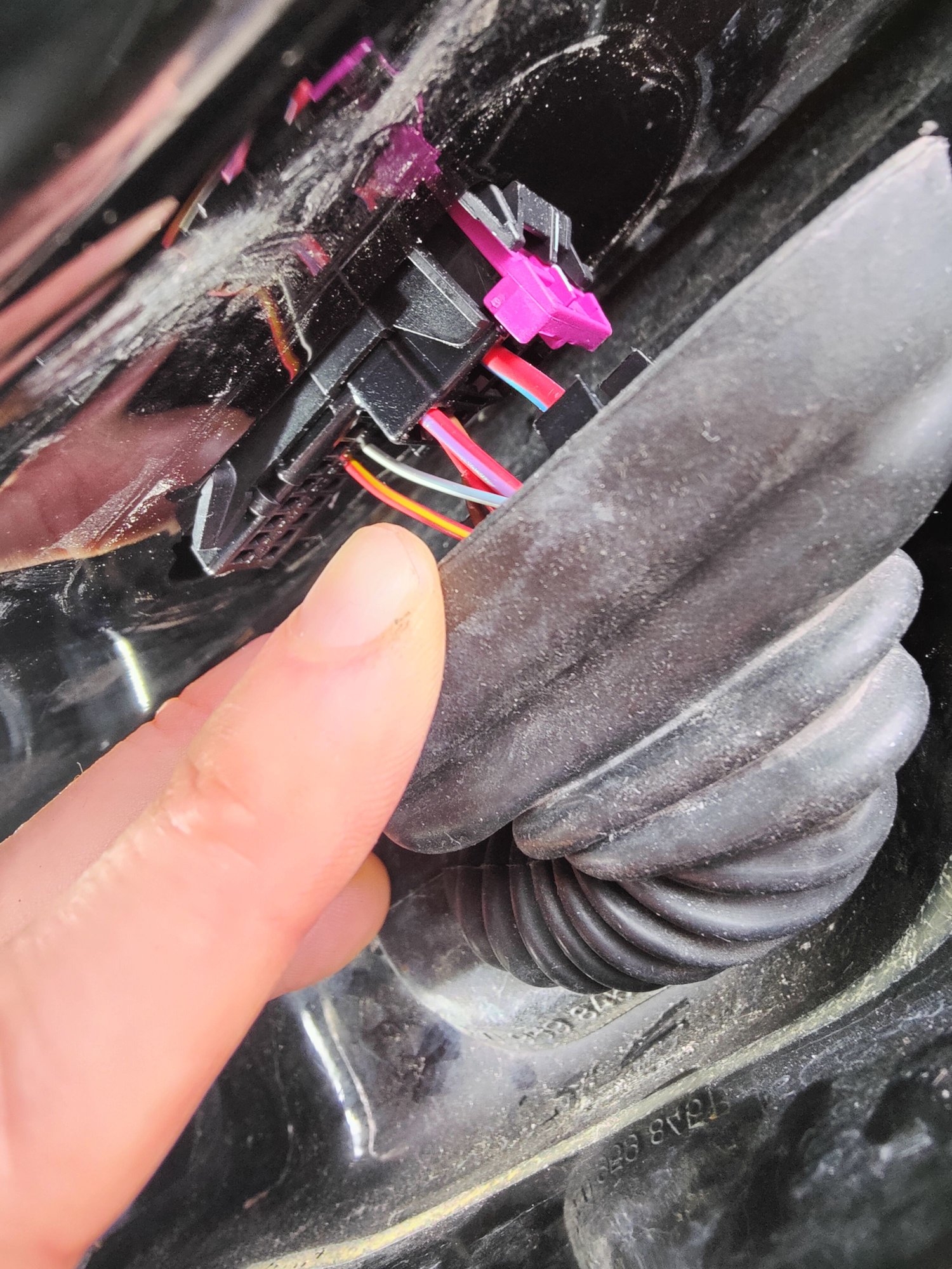 Left rear door won't open from either outside nor inside, where to cut? - AudiWorld Forums