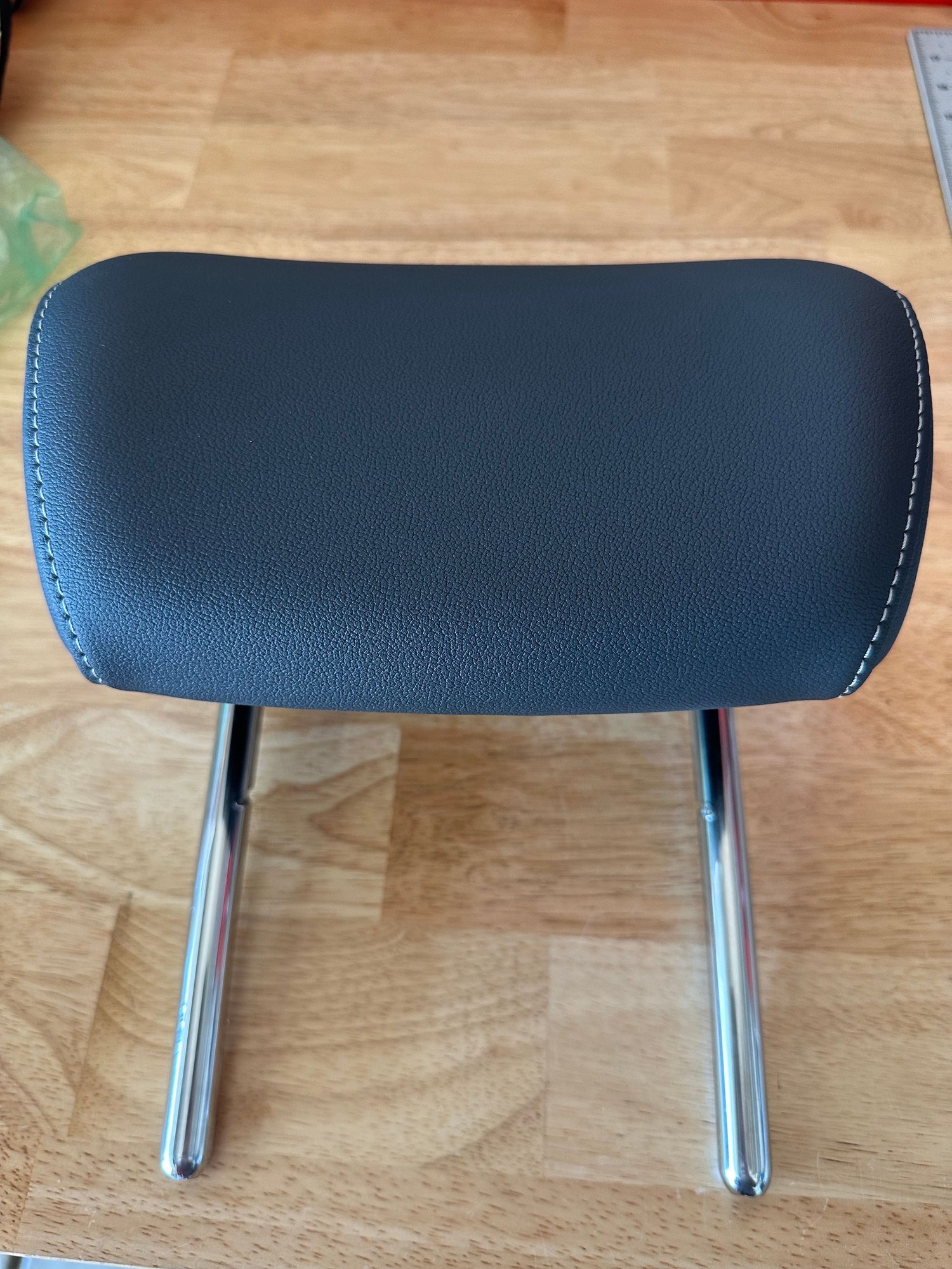 European, low profile rear headrest A6,A7 - AudiWorld Forums