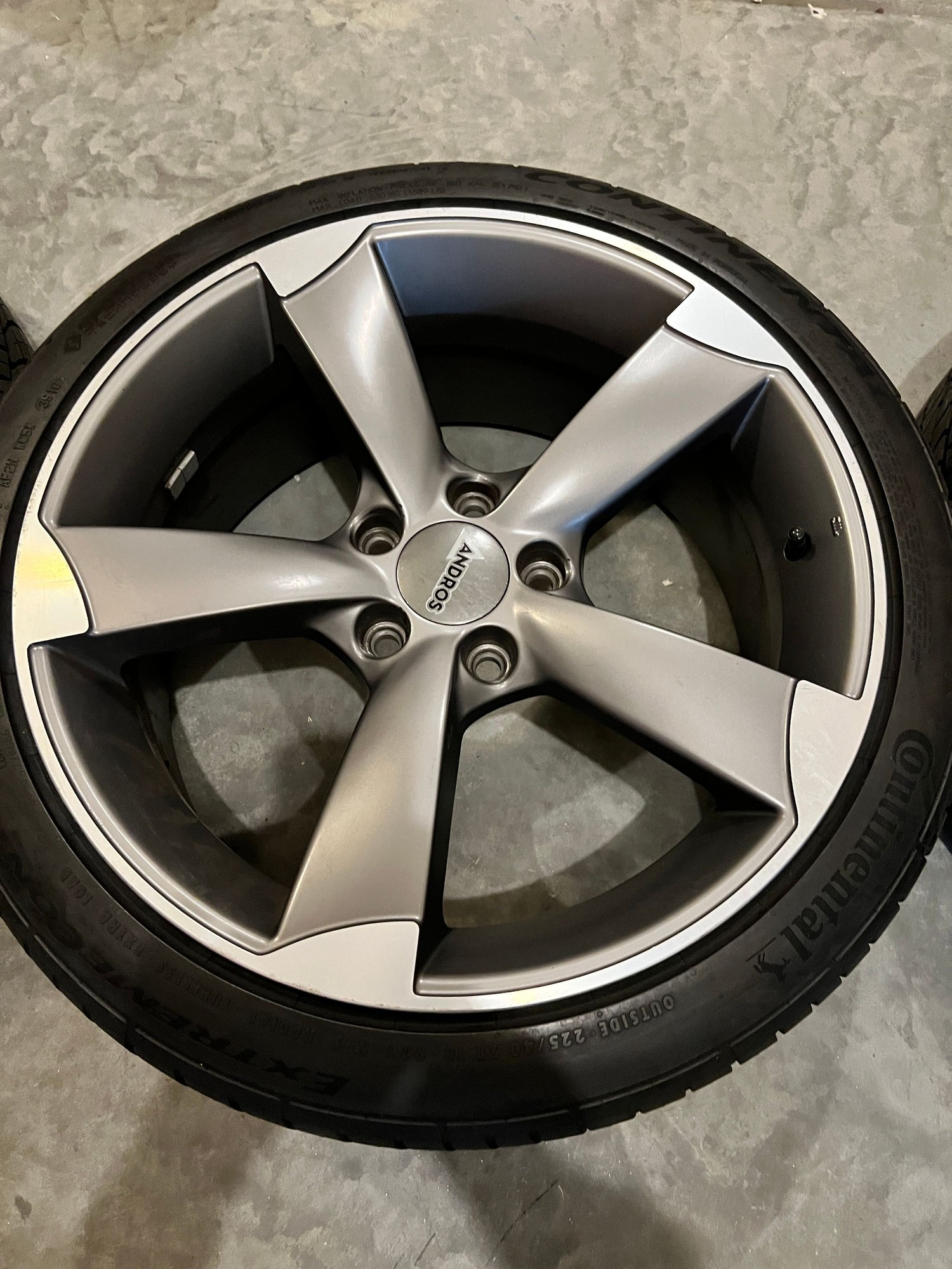 Set of 4 18x8 5x112 Andros R9 Wheels with Conti Extreme Contact DWS ...