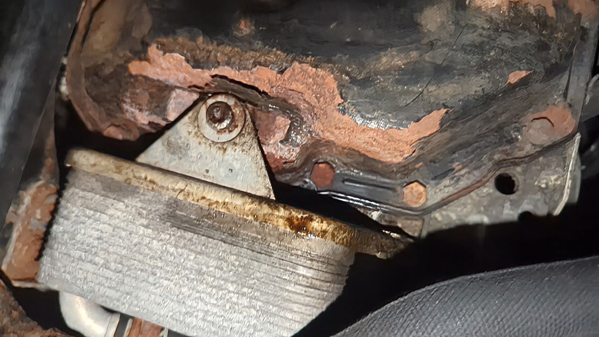 This is why we need the belly pan / splash shield - AudiWorld Forums