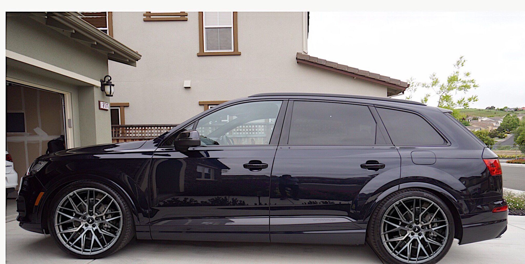 Planning to change the wheels on Q7. Comments will be appreciated ...