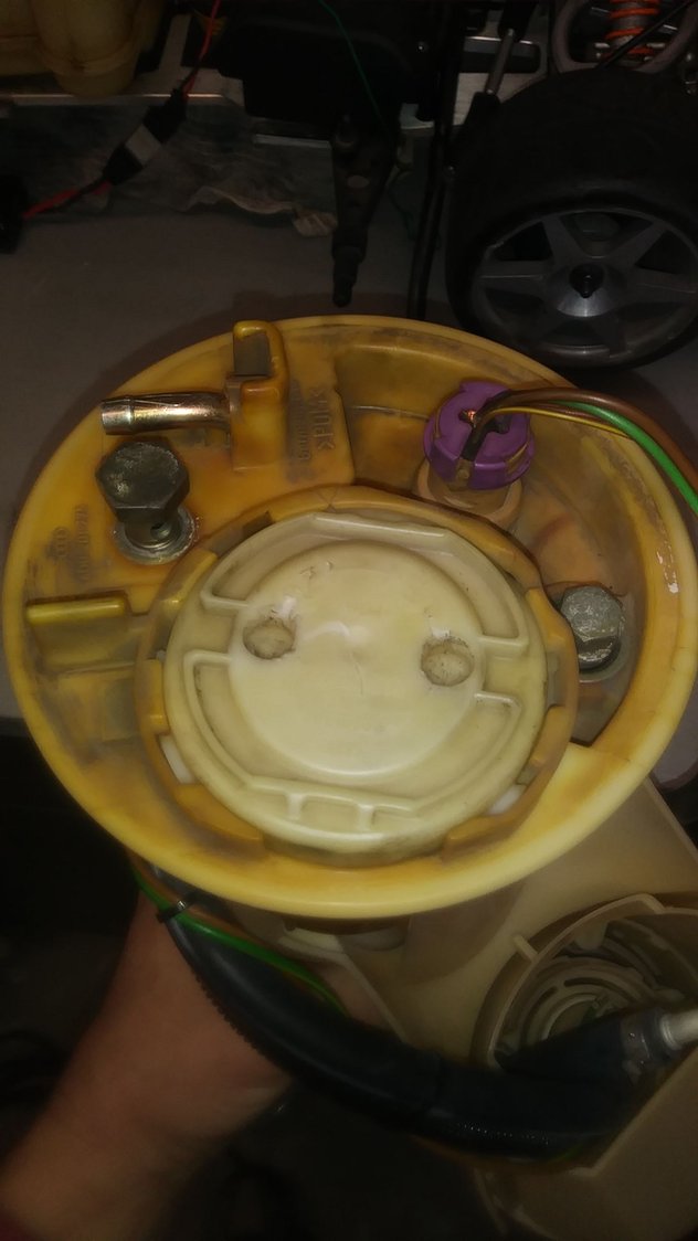 97-2000 Audi A8 D2 Fuel pump assembly with fuel level unit - AudiWorld ...