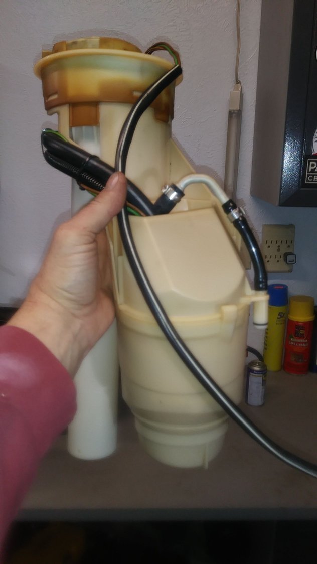 97-2000 Audi A8 D2 Fuel pump assembly with fuel level unit - AudiWorld ...