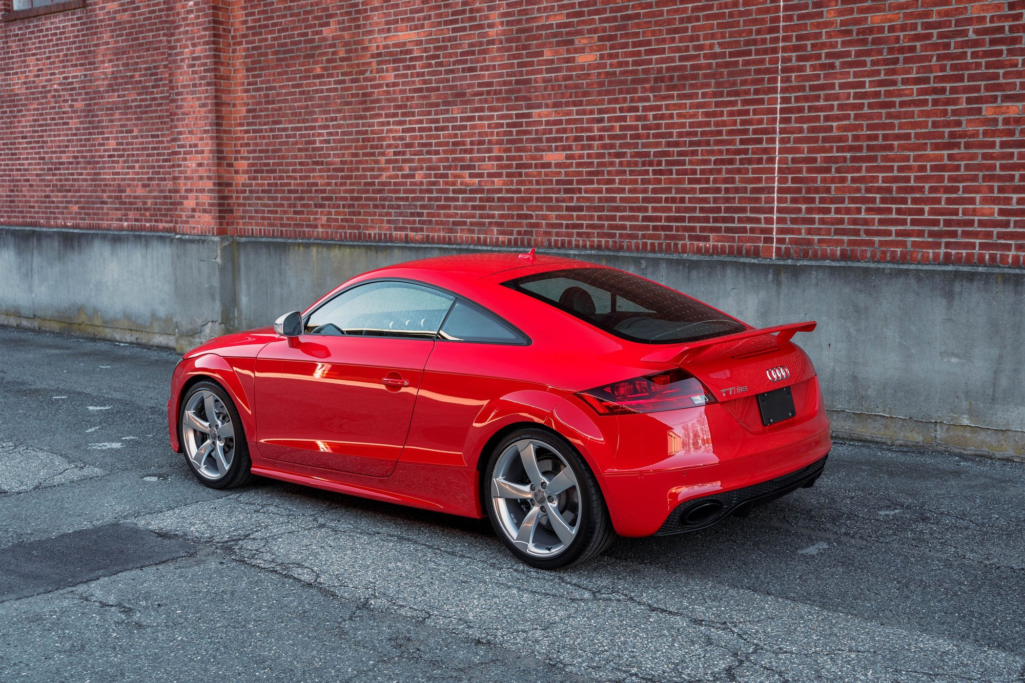 7K 2013 TTRS 6MT Misano Red Pearl - AudiWorld Forums