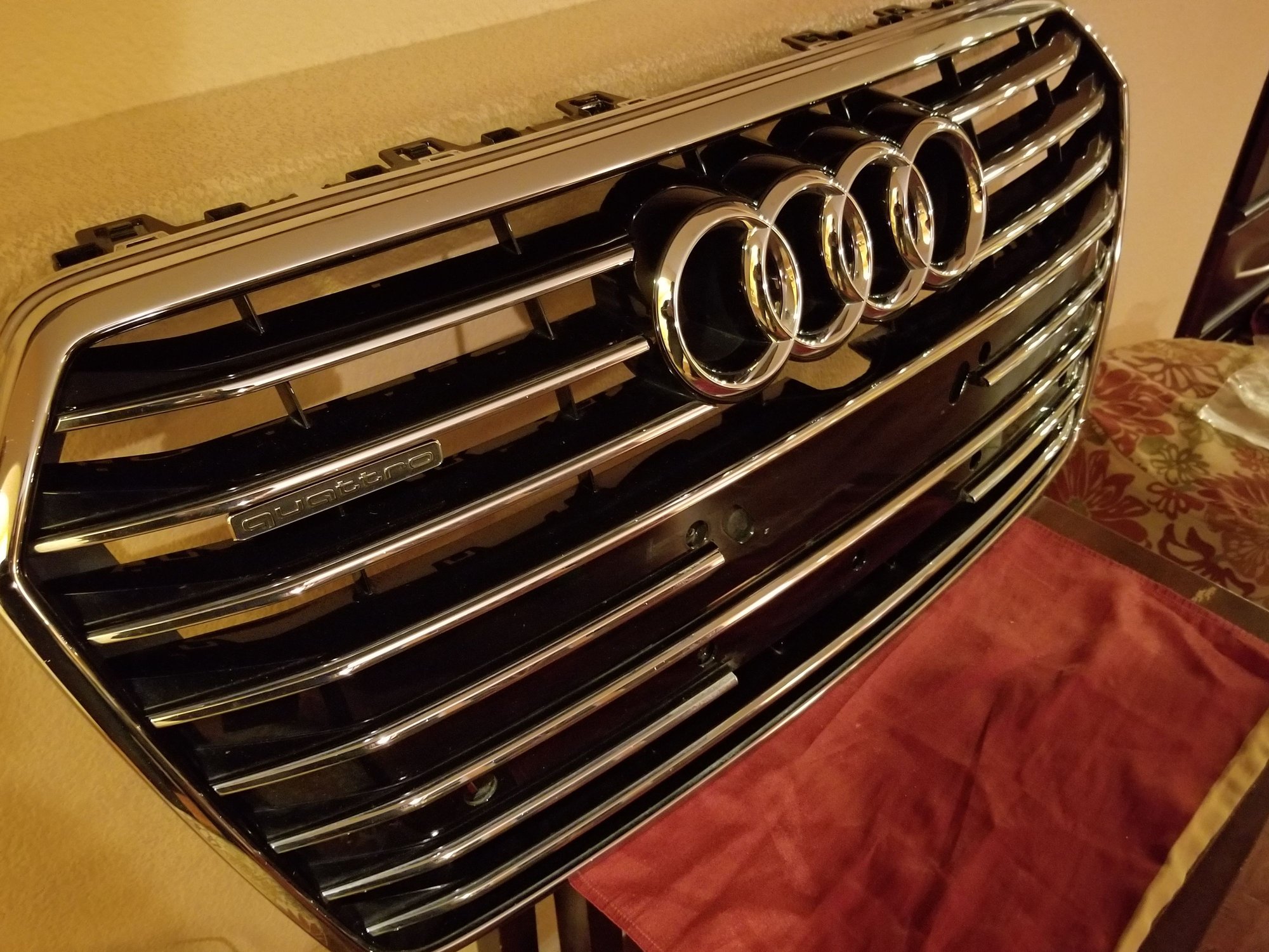 Audi A7 A7 Grill. Practically brand new!!!! - AudiWorld Forums