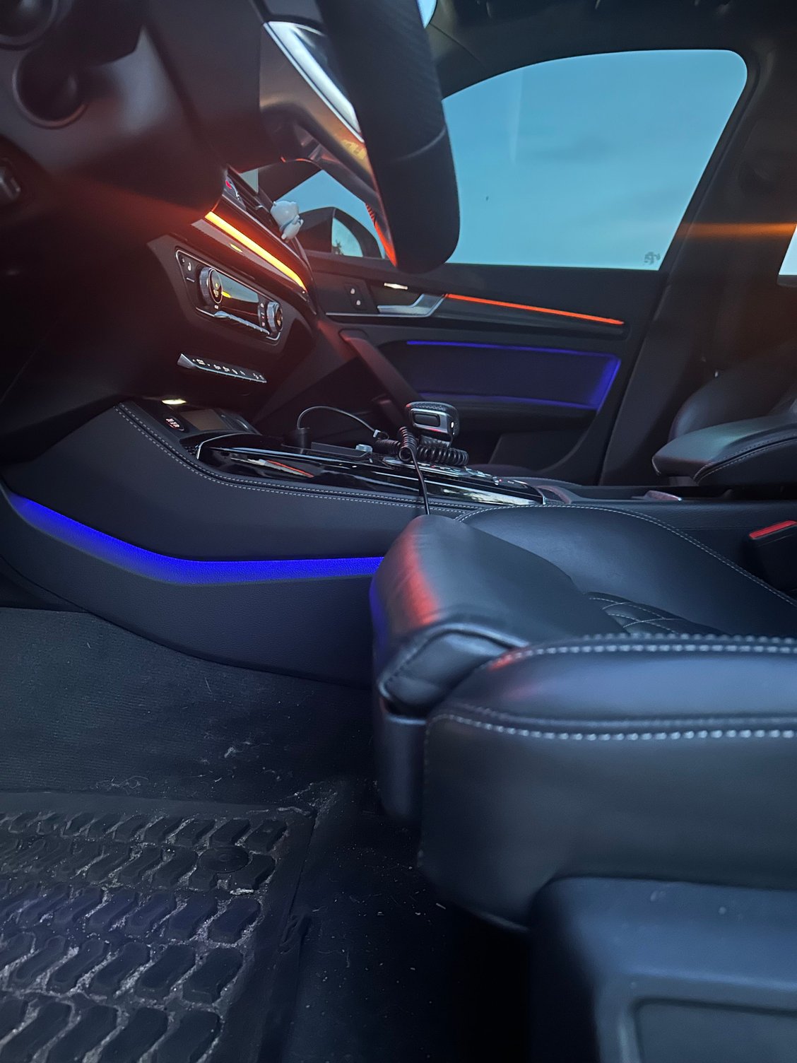 Does anyone have built in or second hand installed interior LED lights with pics? - AudiWorld Forums