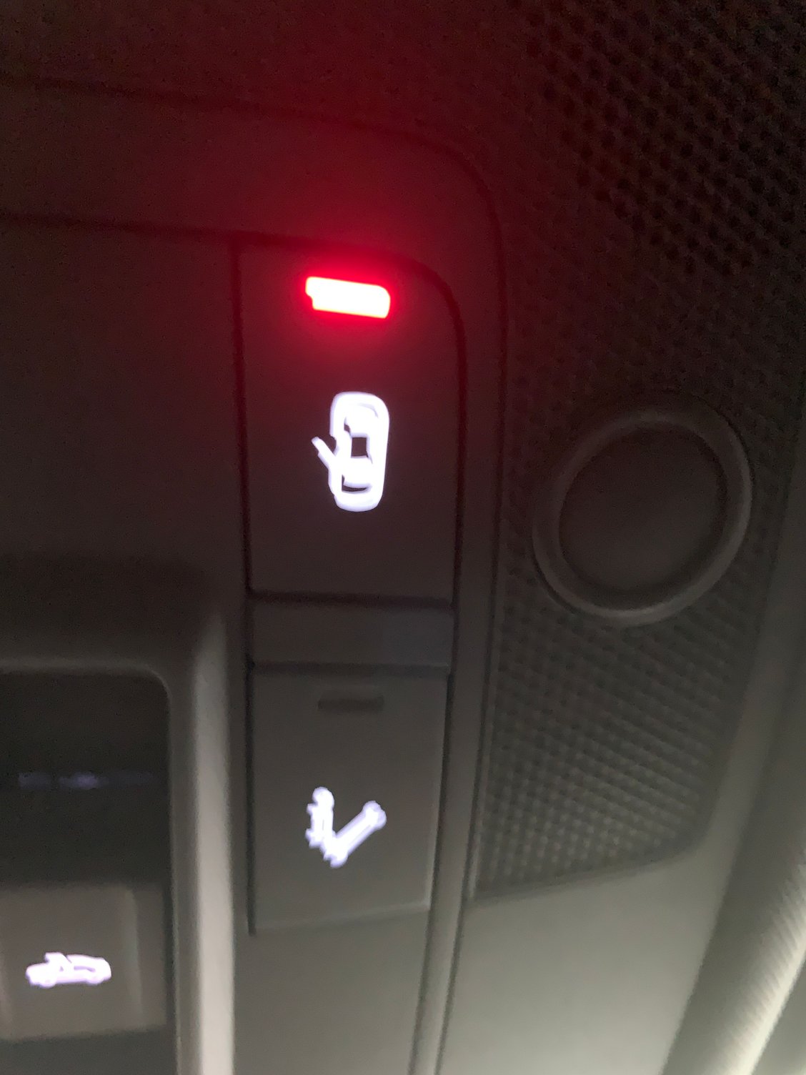 Any idea what this does? - AudiWorld Forums