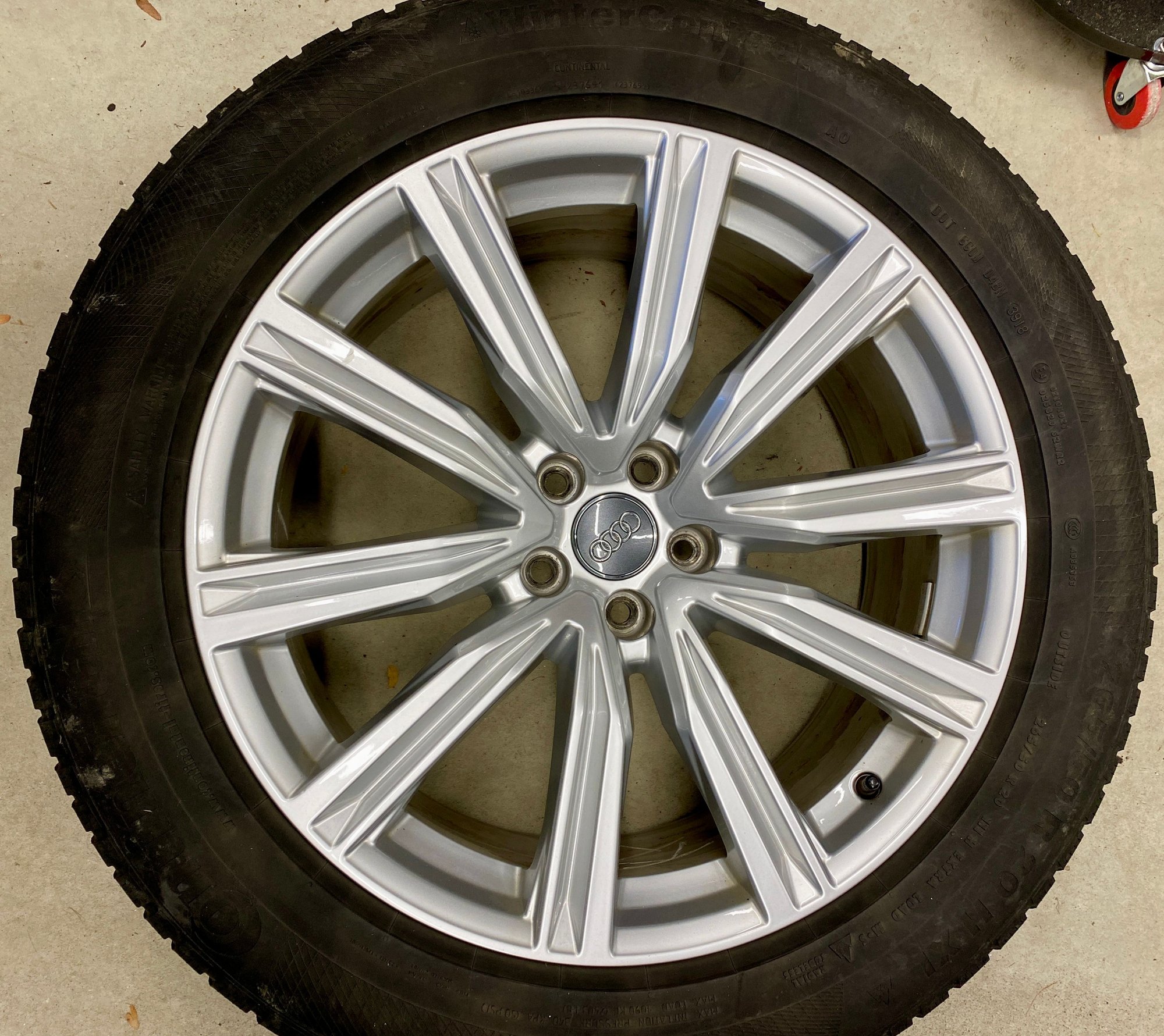 Q8 OEM winter wheel and tire package - AudiWorld Forums