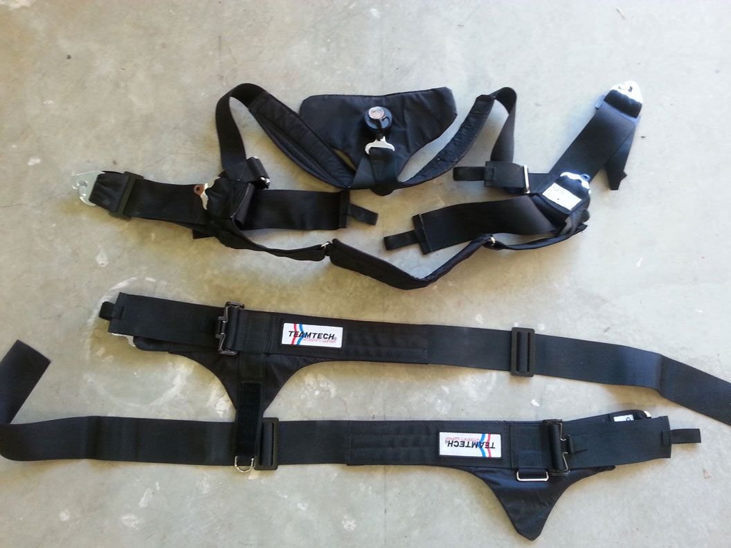 FS (For Sale) FS: Sparco Evo 2+ Seat, Hardbar mount, Jet Pilot Harness ...