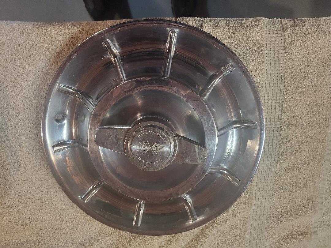 FS (For Sale) 1956-1958 Hubcaps - CorvetteForum - Chevrolet Corvette ...