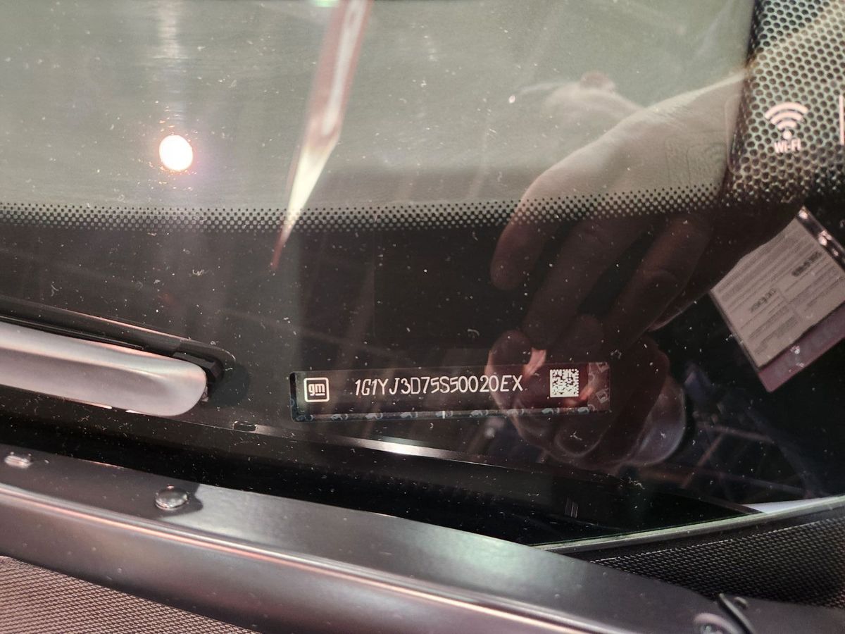 C8 ZR1 picture and Vin numbers - CorvetteForum - Chevrolet Corvette ...