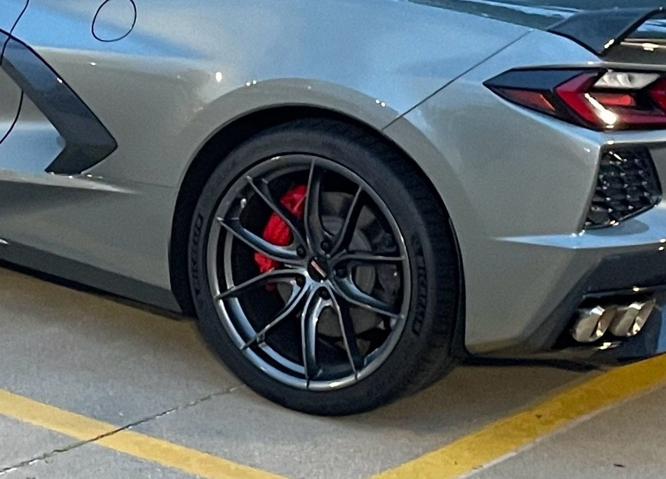 C8 wheels that DO NOT look like spiders - CorvetteForum - Chevrolet ...