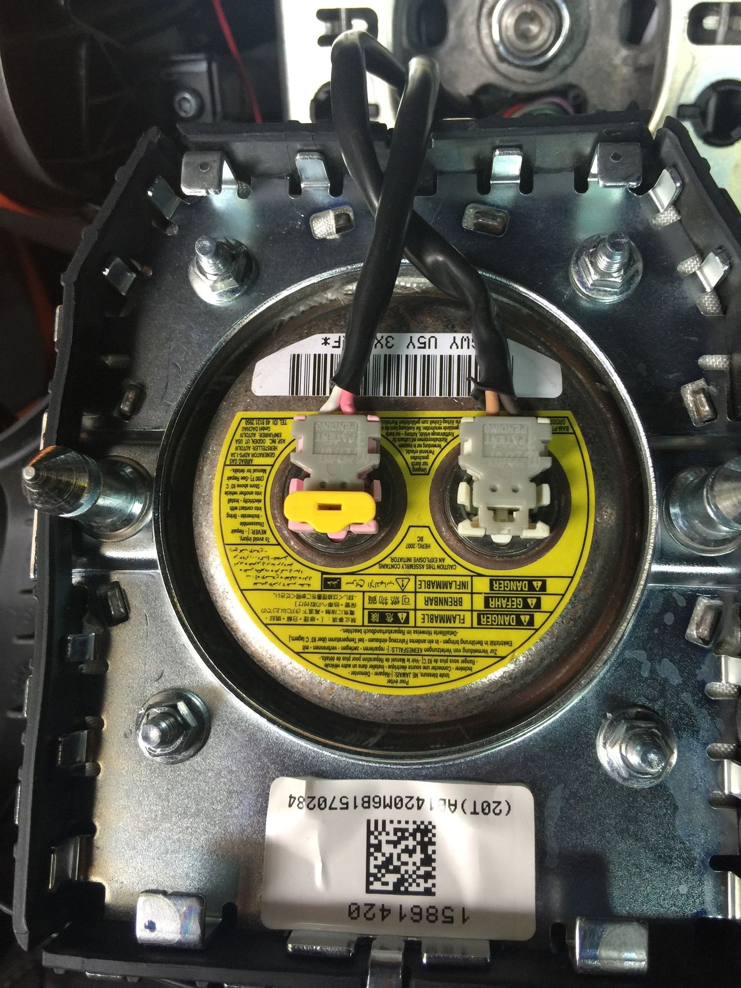 Anyone have an airbag harness plug they could spare? - CorvetteForum ...