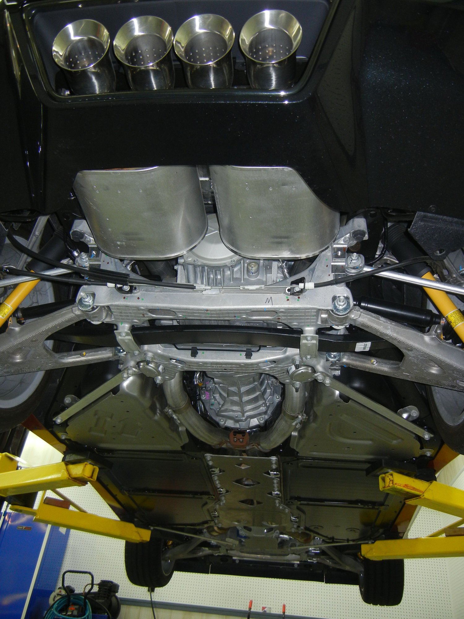 Jacking up C7 - Page 2 - CorvetteForum - Chevrolet Corvette Forum ...