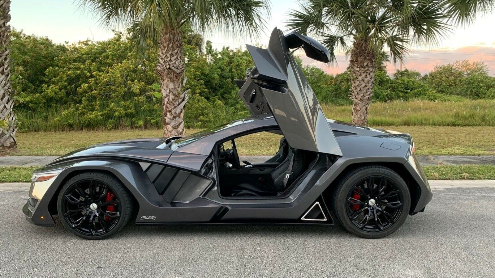 Wild Custom C6 Corvette Has Some Batman Ties - CorvetteForum ...