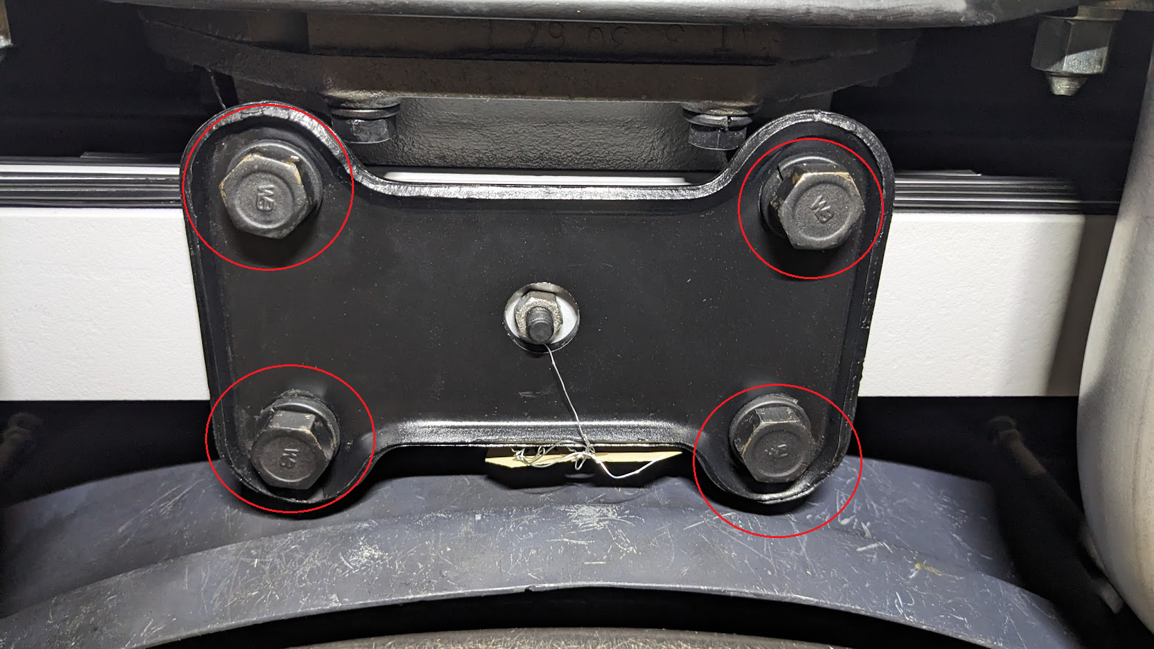 C2 Looking for tips & suggestions: tightening leaf spring center ...