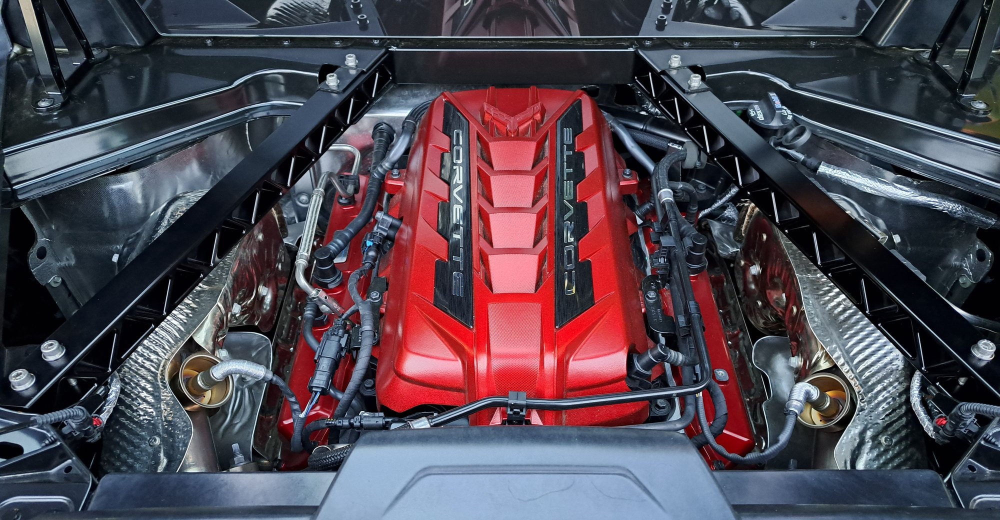 Engine Bay Struts - CorvetteForum - Chevrolet Corvette Forum Discussion