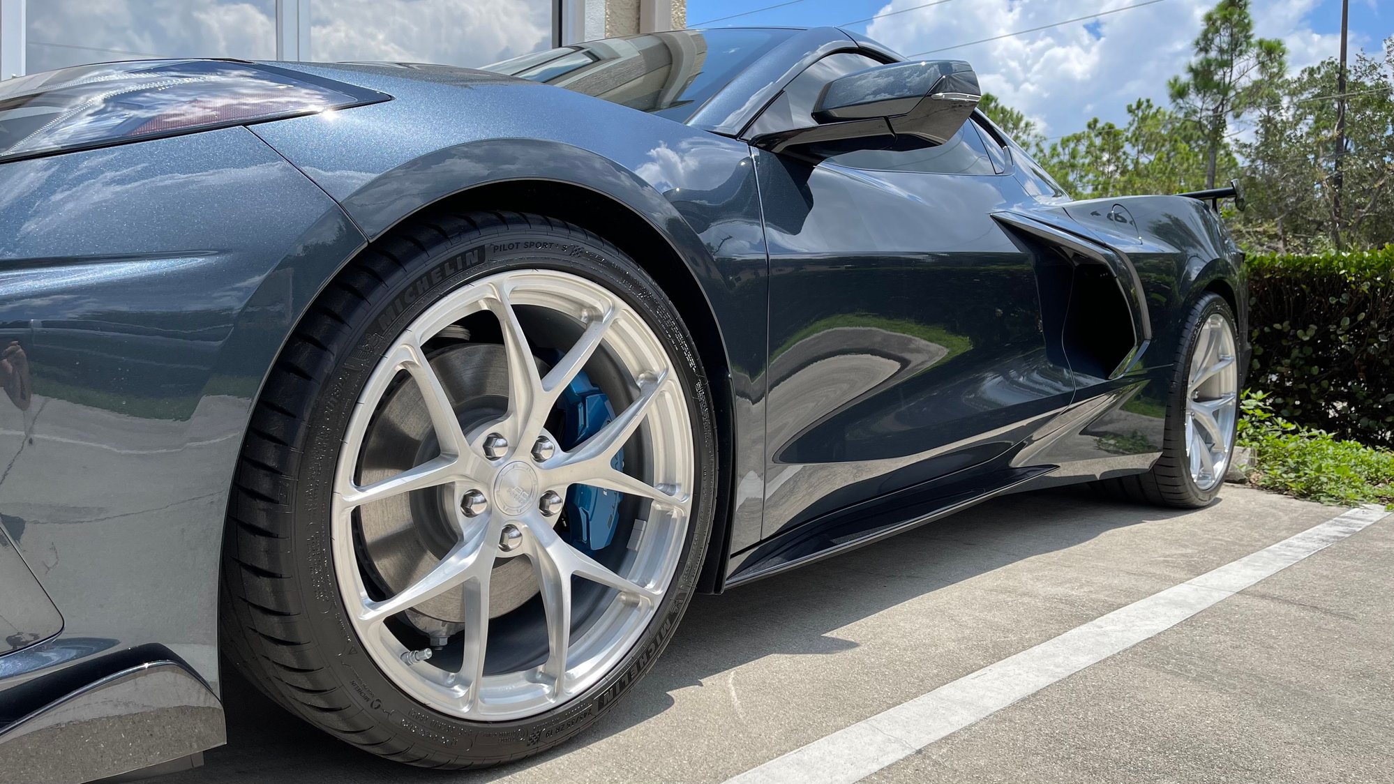 Blue Brake Calipers? - Page 3 - CorvetteForum - Chevrolet Corvette ...