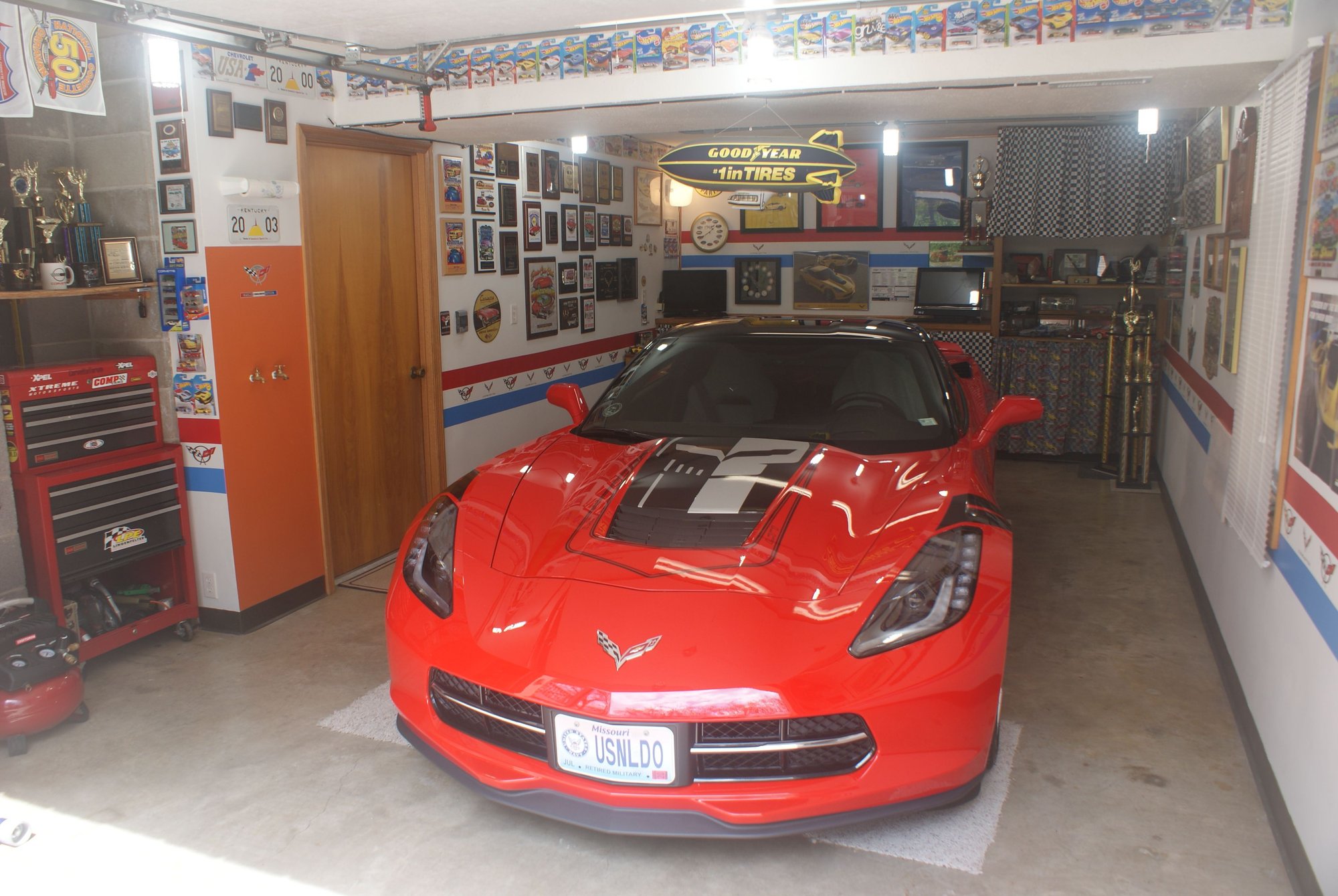 Post a picture of your Corvette in garage - Page 7 - CorvetteForum ...