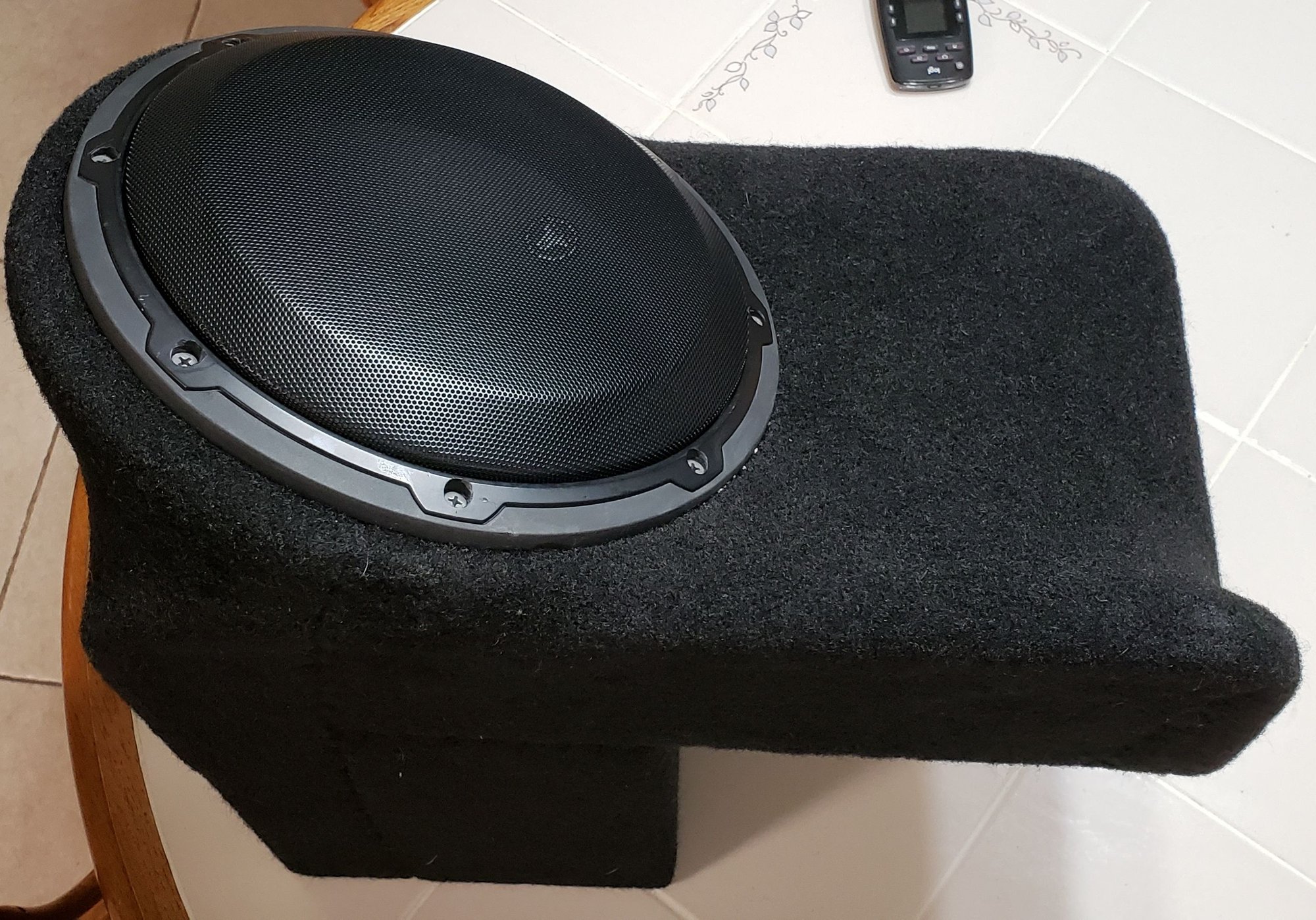 FS (For Sale) Vettenuts C7 coupe 10" corner sub box with JL Audio ...