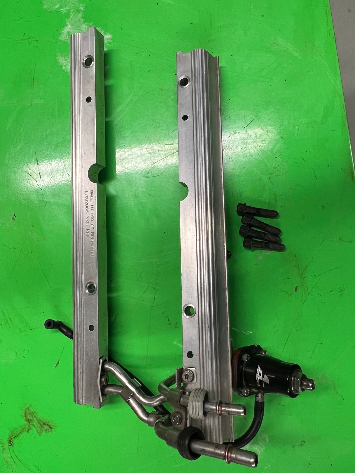 FS (For Sale) LT1 LT4 fuel rail w Aeromotive regulator - CorvetteForum ...