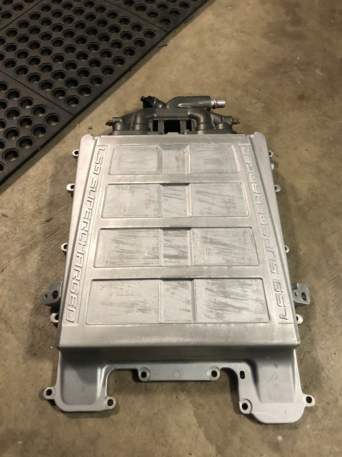 FS (For Sale) Ls9 supercharger lid with bricks - CorvetteForum ...